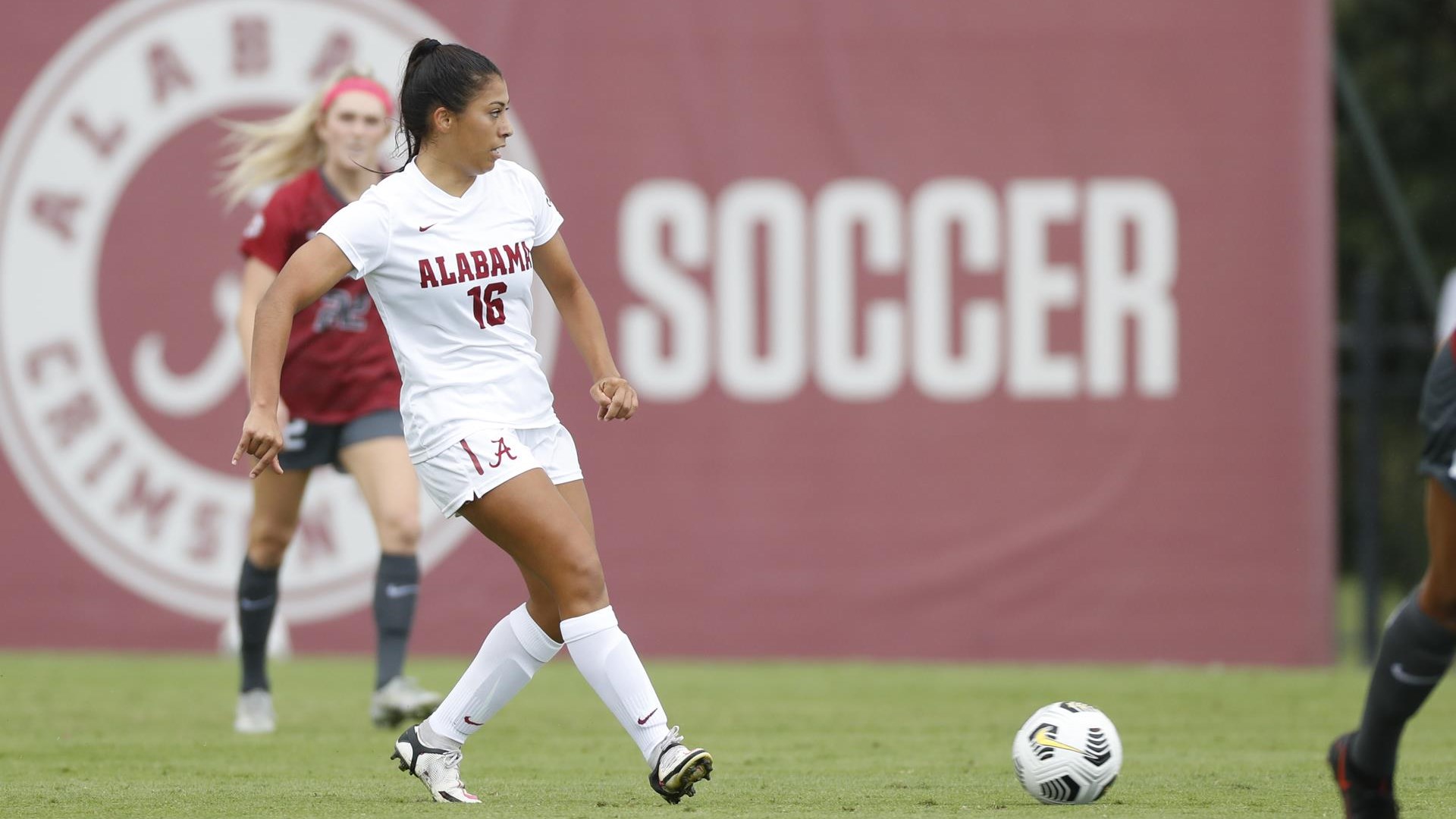 Reyna Reyes - Soccer - University of Alabama Athletics