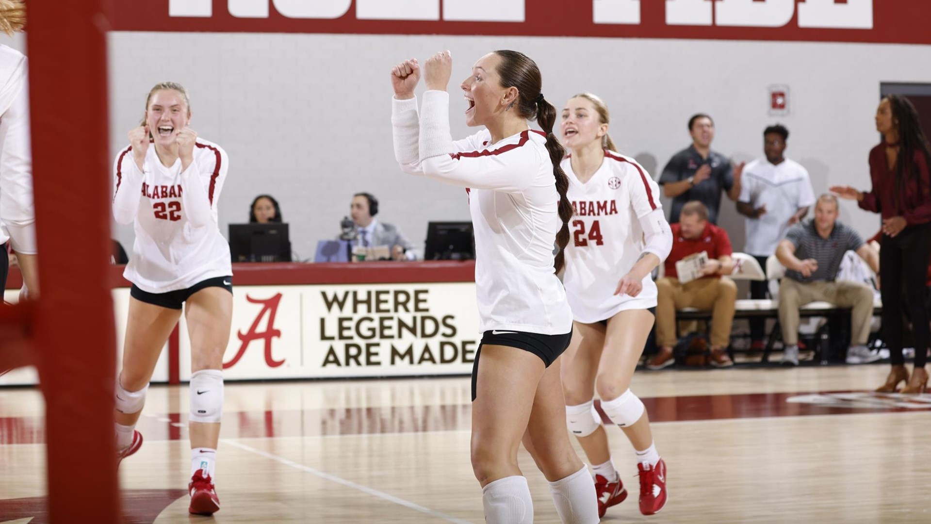 Sydney Gholson - Volleyball - University of Alabama Athletics