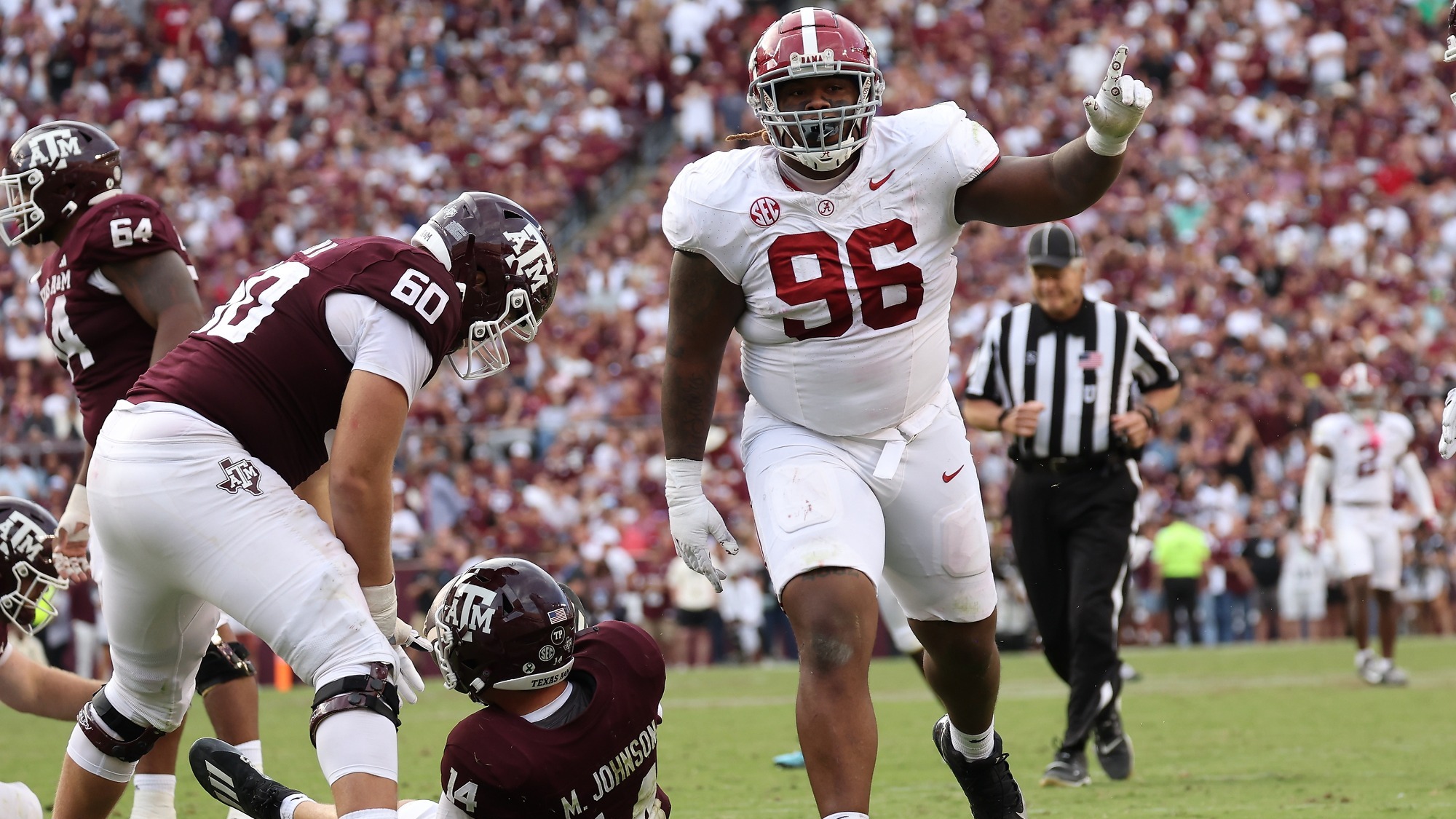 Tim Keenan III - Football - University of Alabama Athletics