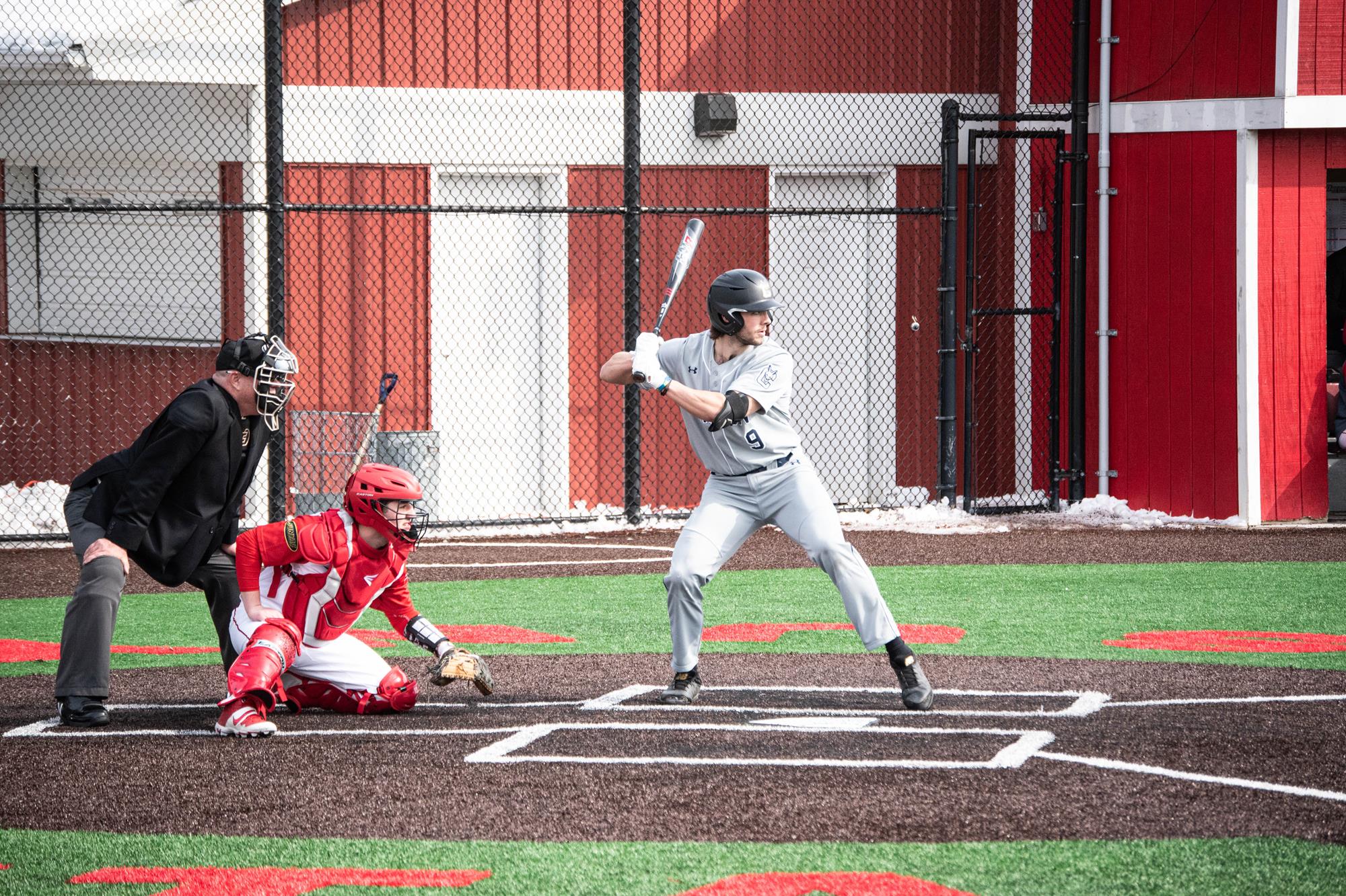 Vassar Edges Baseball with Seven Run Ninth - SUNY Canton Athletics