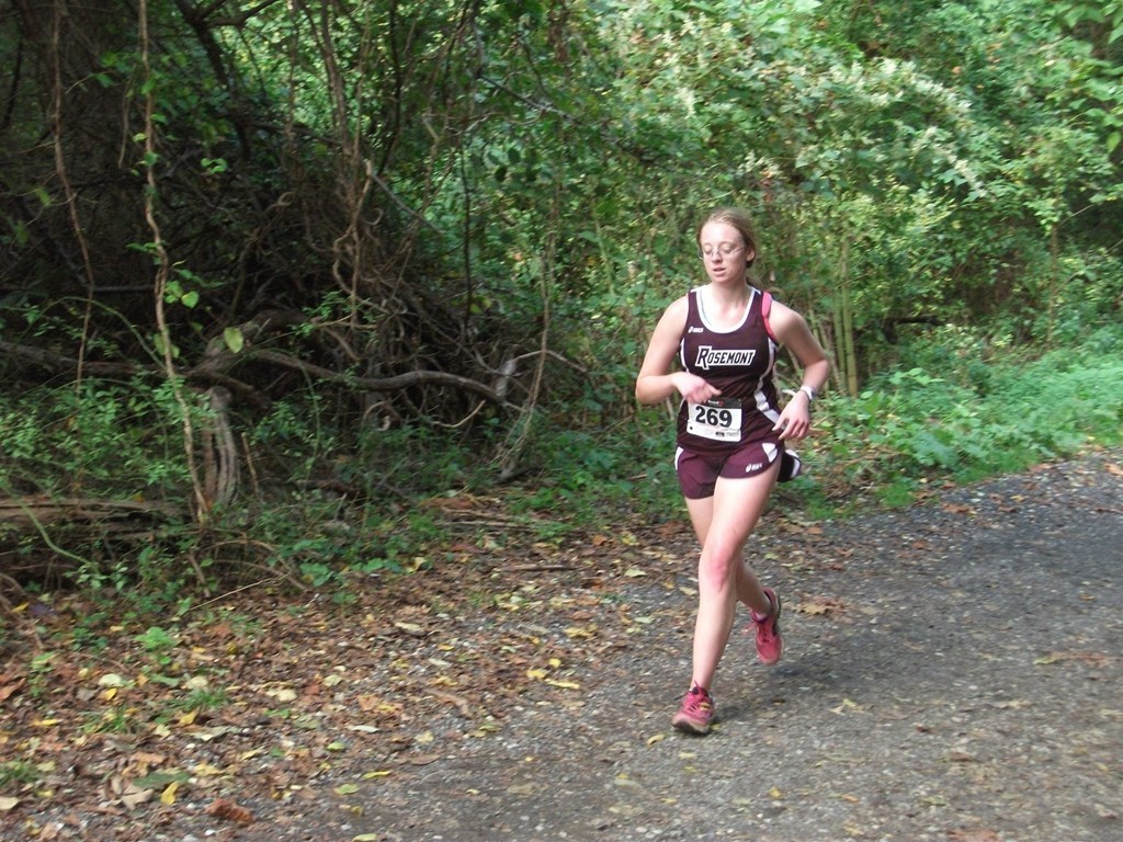 Molly Rowe - Women's Cross Country - Rosemont College Athletics