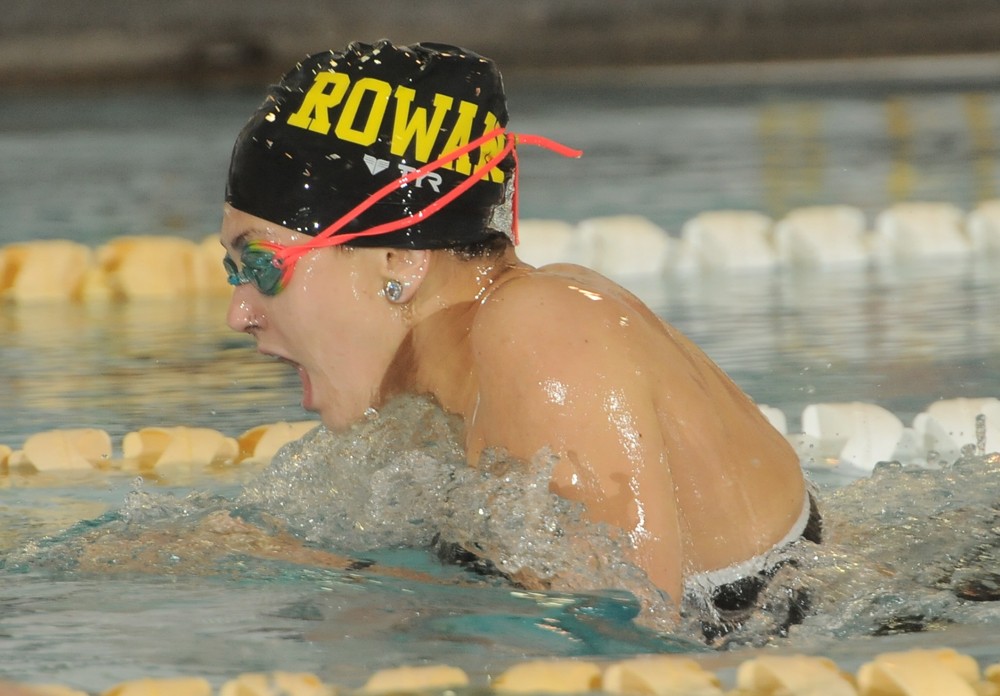 Sam Wahl - 2015-16 - Women's Swimming - Rowan University Athletics