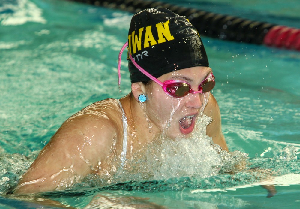Sam Wahl - 2015-16 - Women's Swimming - Rowan University Athletics