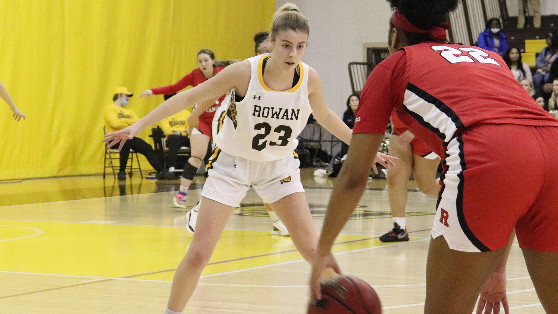 Women's Basketball Falls at TCNJ, 71-52 - Rowan University Athletics
