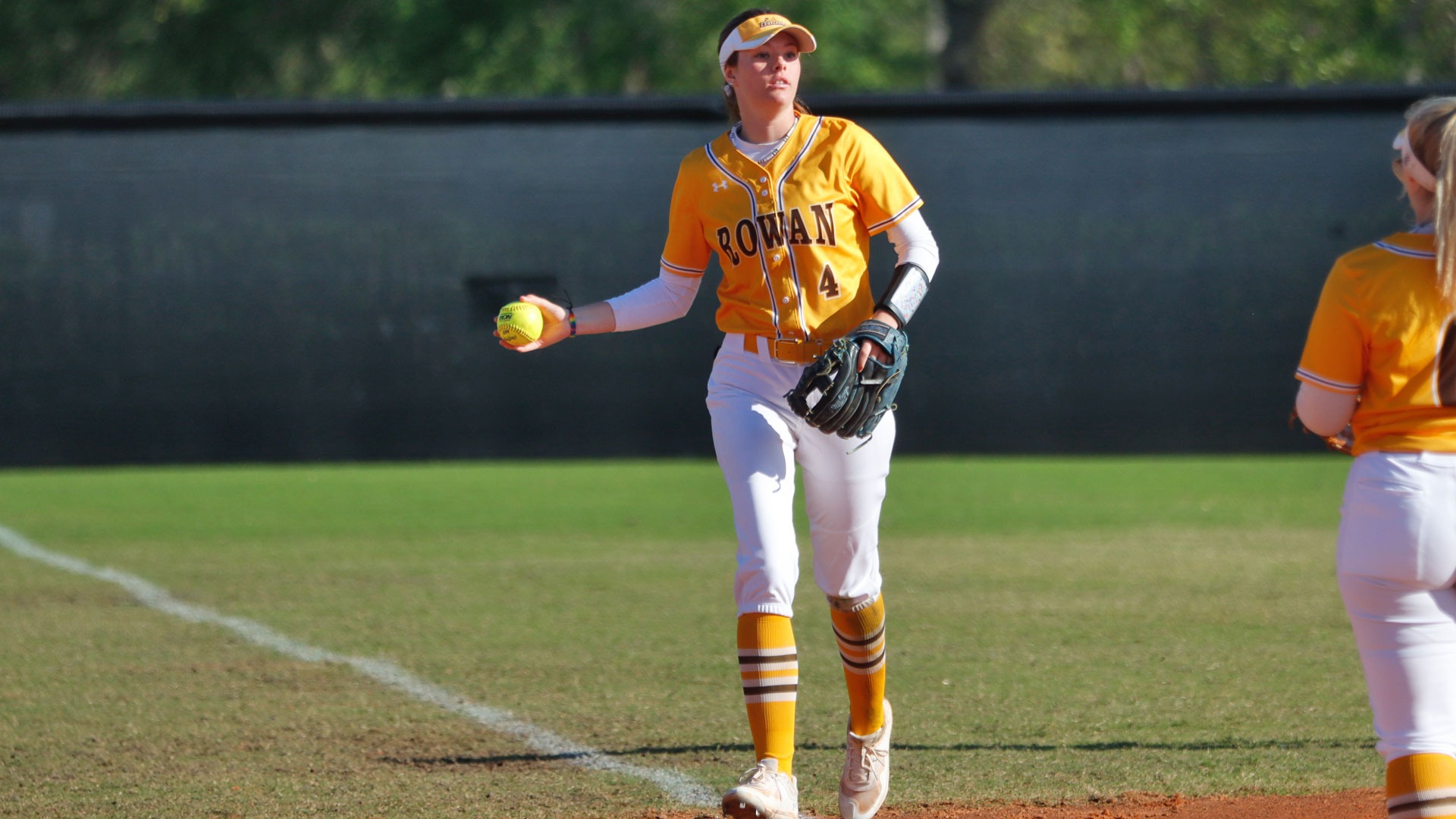 #18 Softball Picks Up Wins Against Carthage and Geneseo in Florida ...