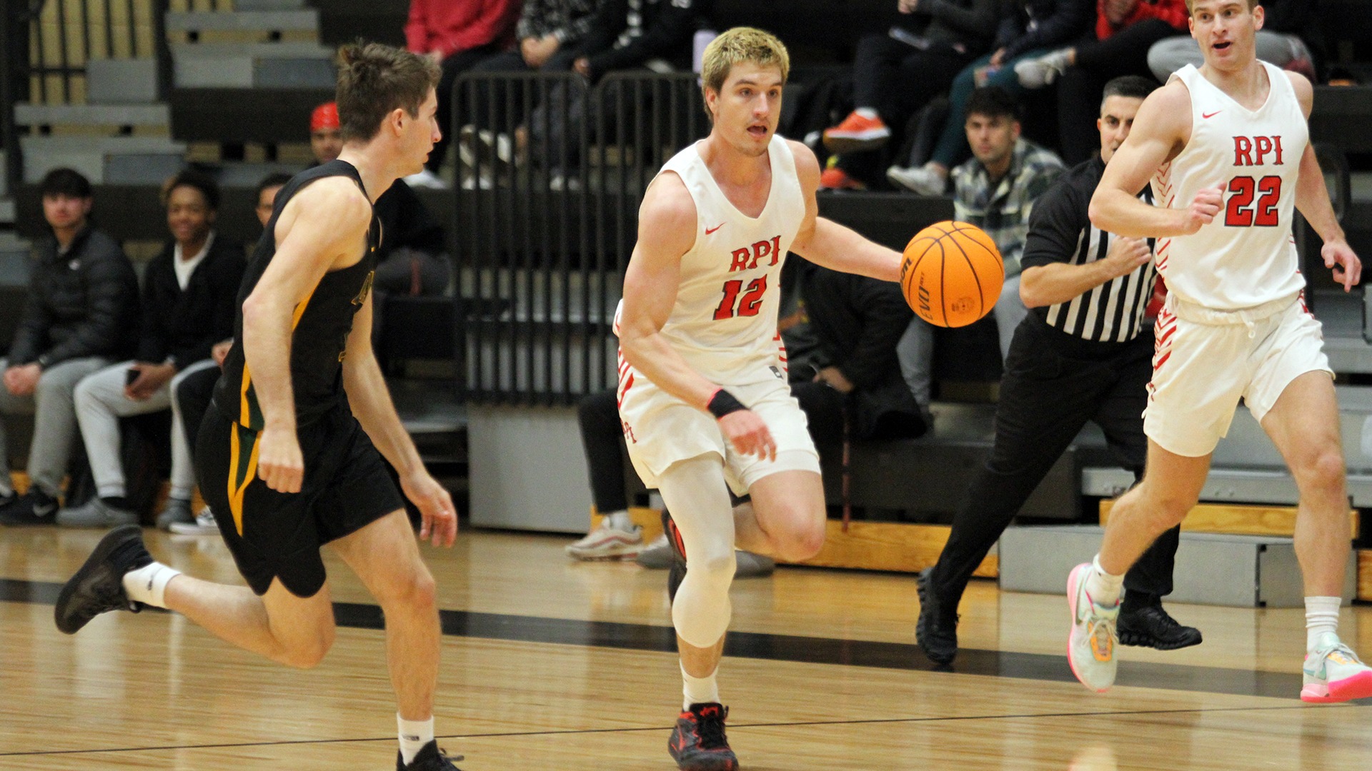 Men's Basketball Begins Home Slate With Win - Rensselaer Polytechnic ...