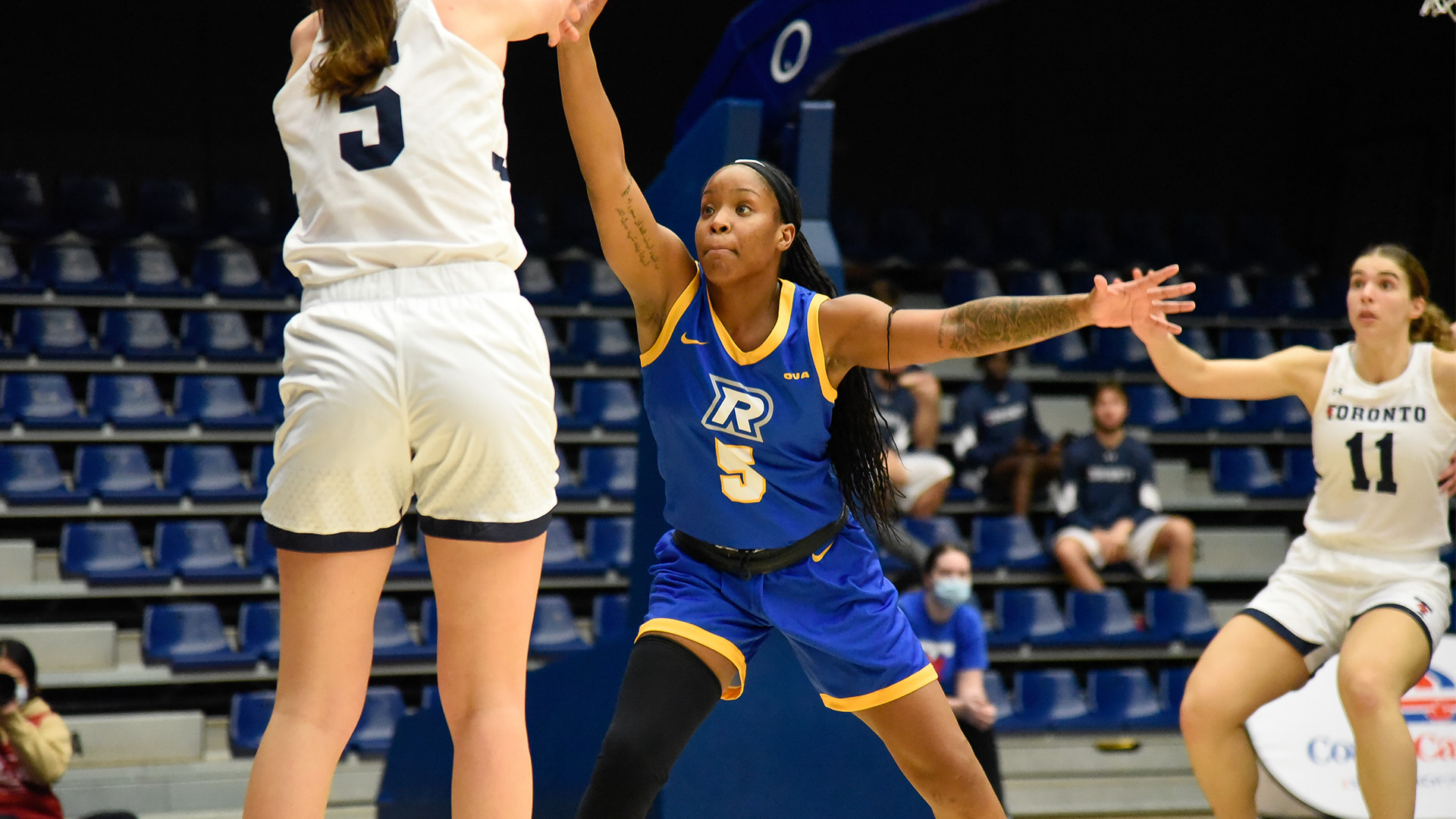 Kyia Giles - 2021-22 - Basketball (W) - TMU Athletics & Recreation