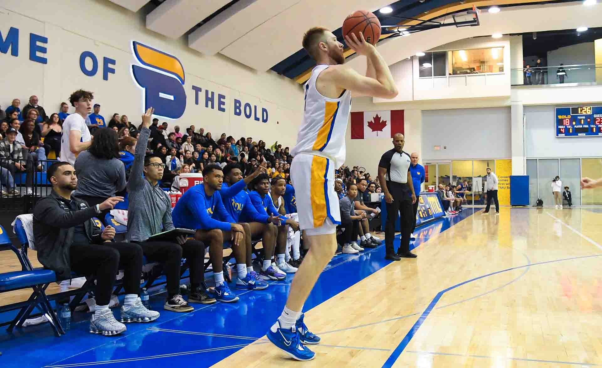 Simon Chamberlain - 2023-24 - Basketball (M) - TMU Athletics & Recreation