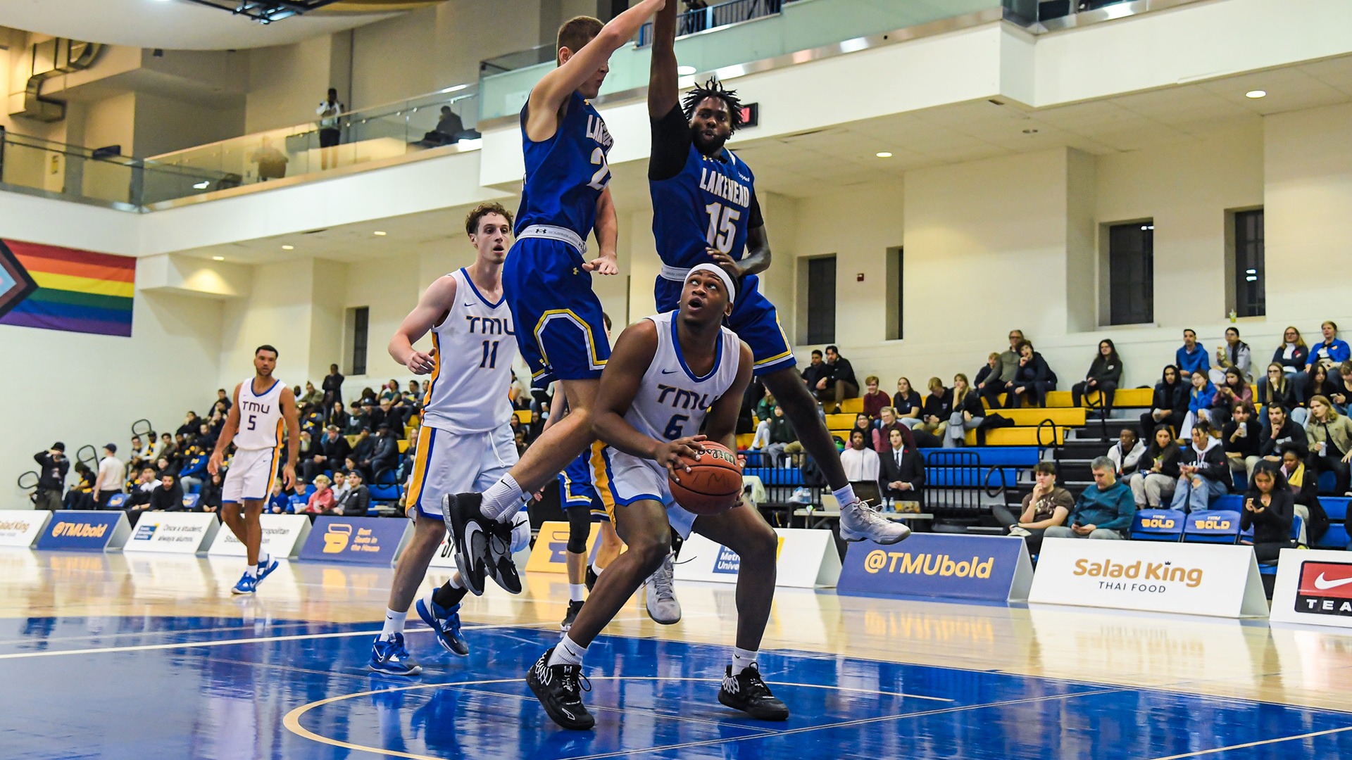 Bold resilient in nail-biting win over Lakehead - TMU Athletics ...