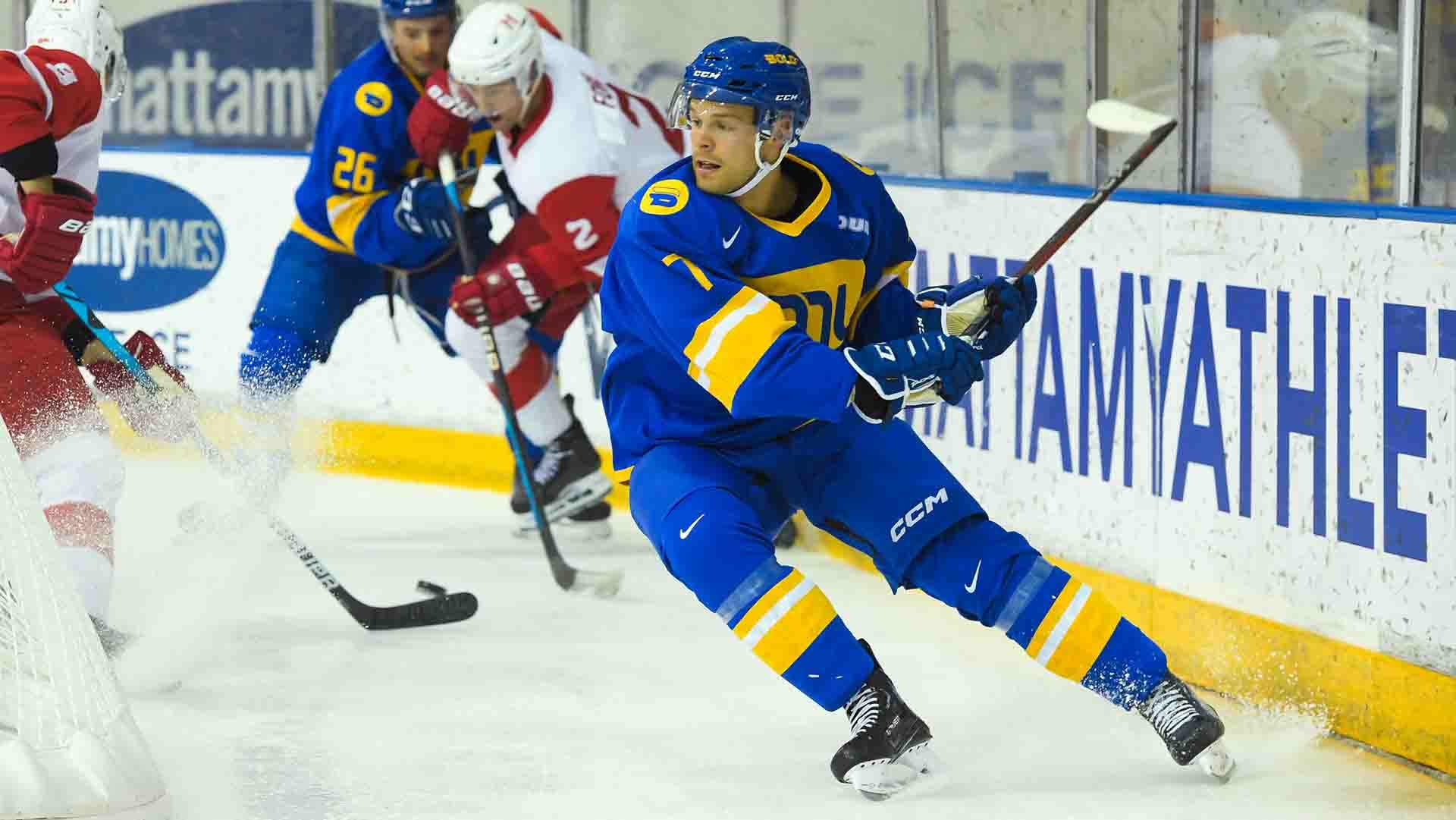 Zach Roberts - 2023-24 - Hockey (M) - TMU Athletics & Recreation