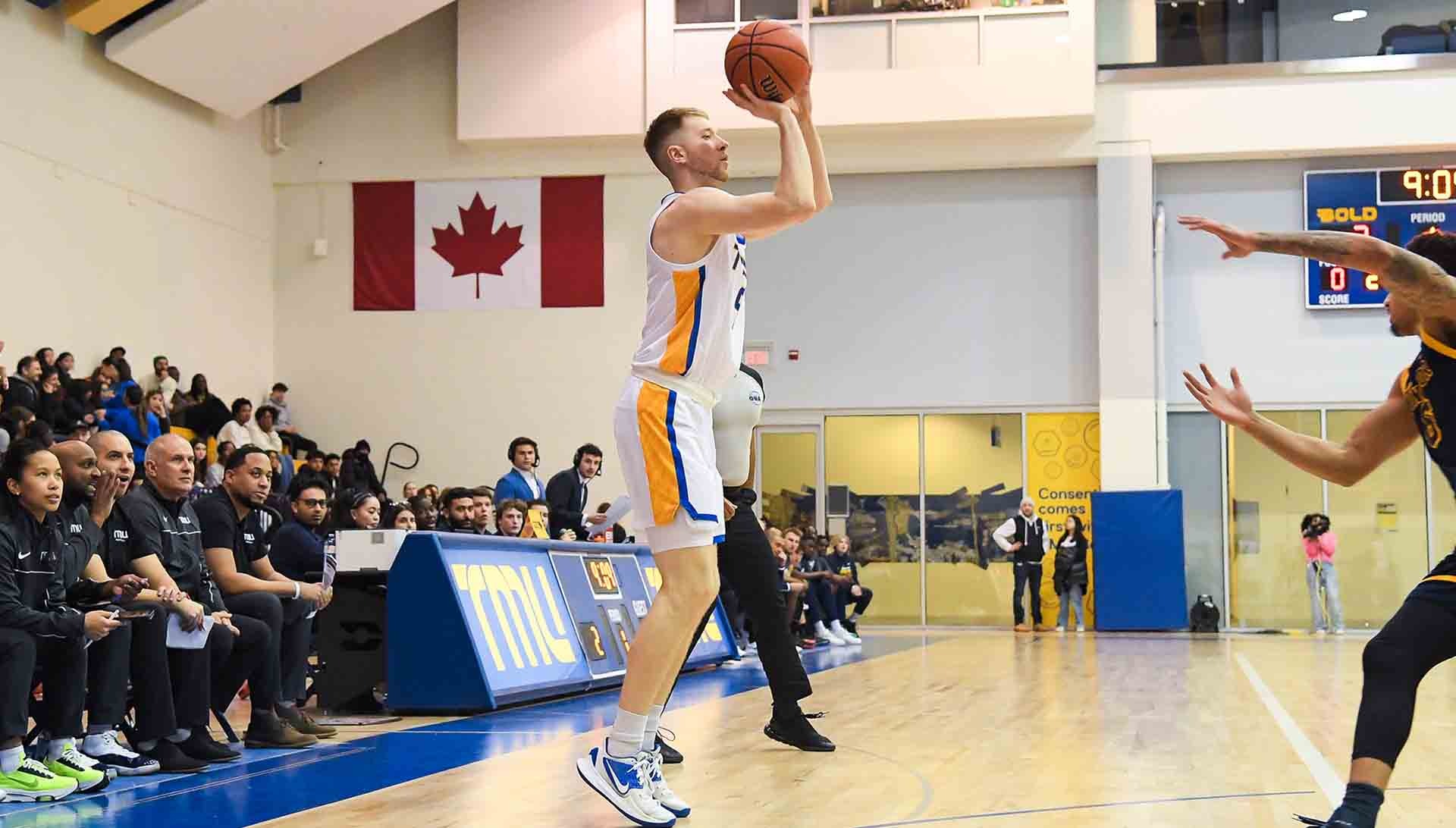 Simon Chamberlain - 2023-24 - Basketball (M) - TMU Athletics & Recreation