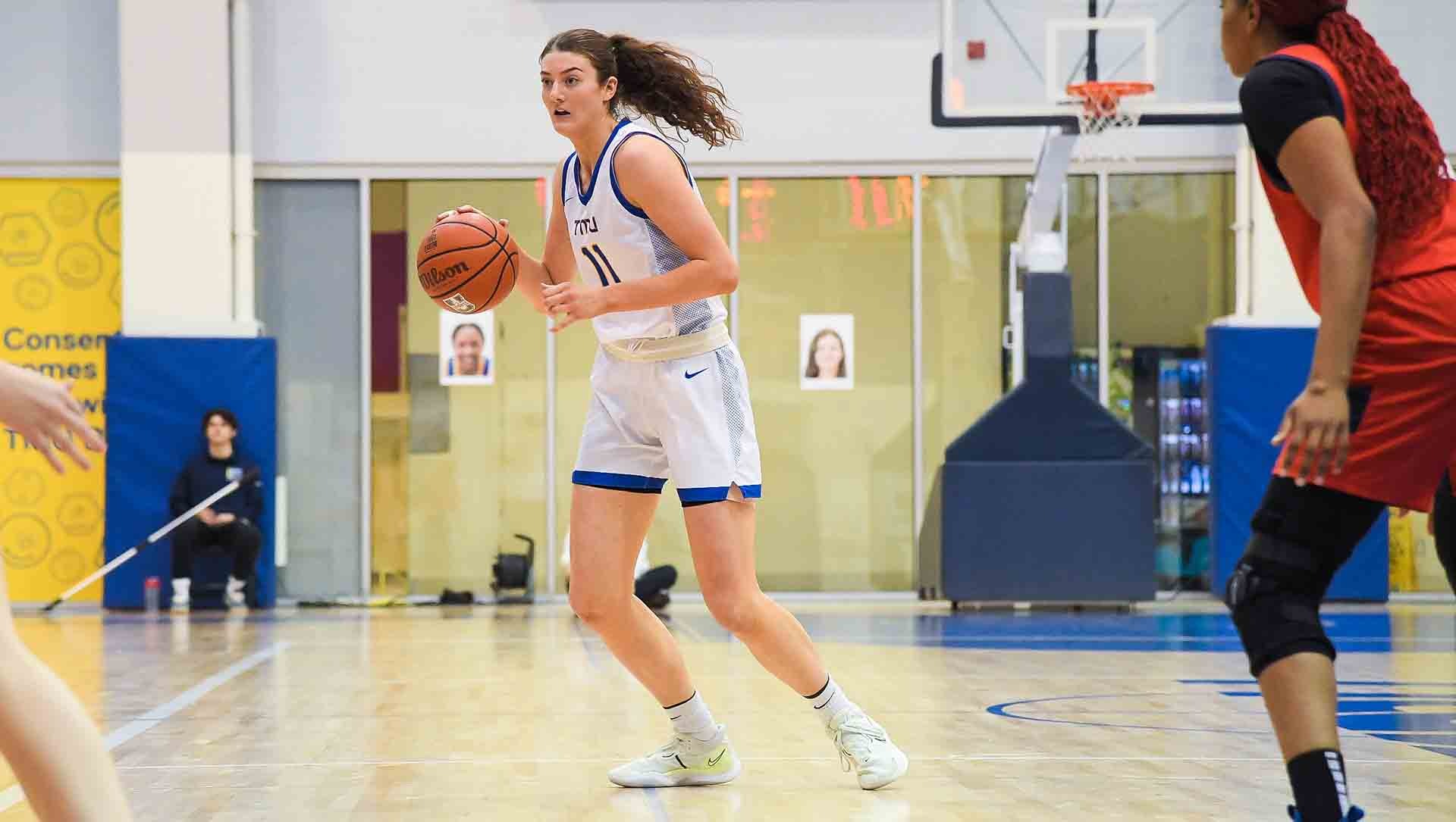 Eleanor Jones - 2022-23 - Basketball (W) - TMU Athletics & Recreation