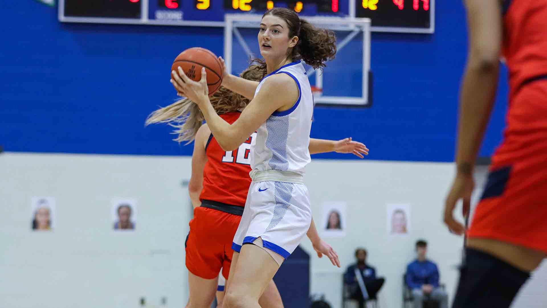 Eleanor Jones - 2022-23 - Basketball (W) - TMU Athletics & Recreation