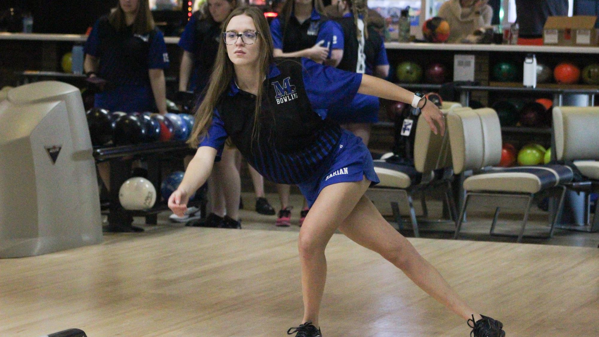 Isabelle Barber - 2022-23 - Women's Bowling - Marian University
