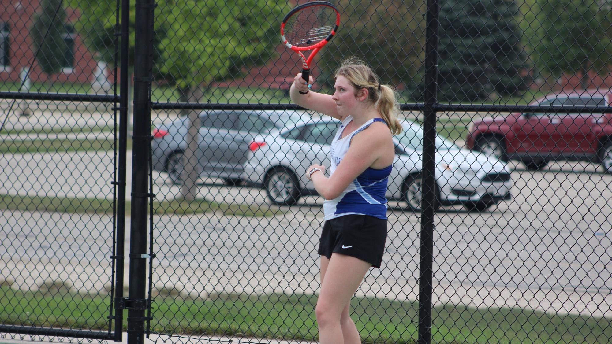 Julia Loomans - 2022-23 - Women's Tennis - Marian University