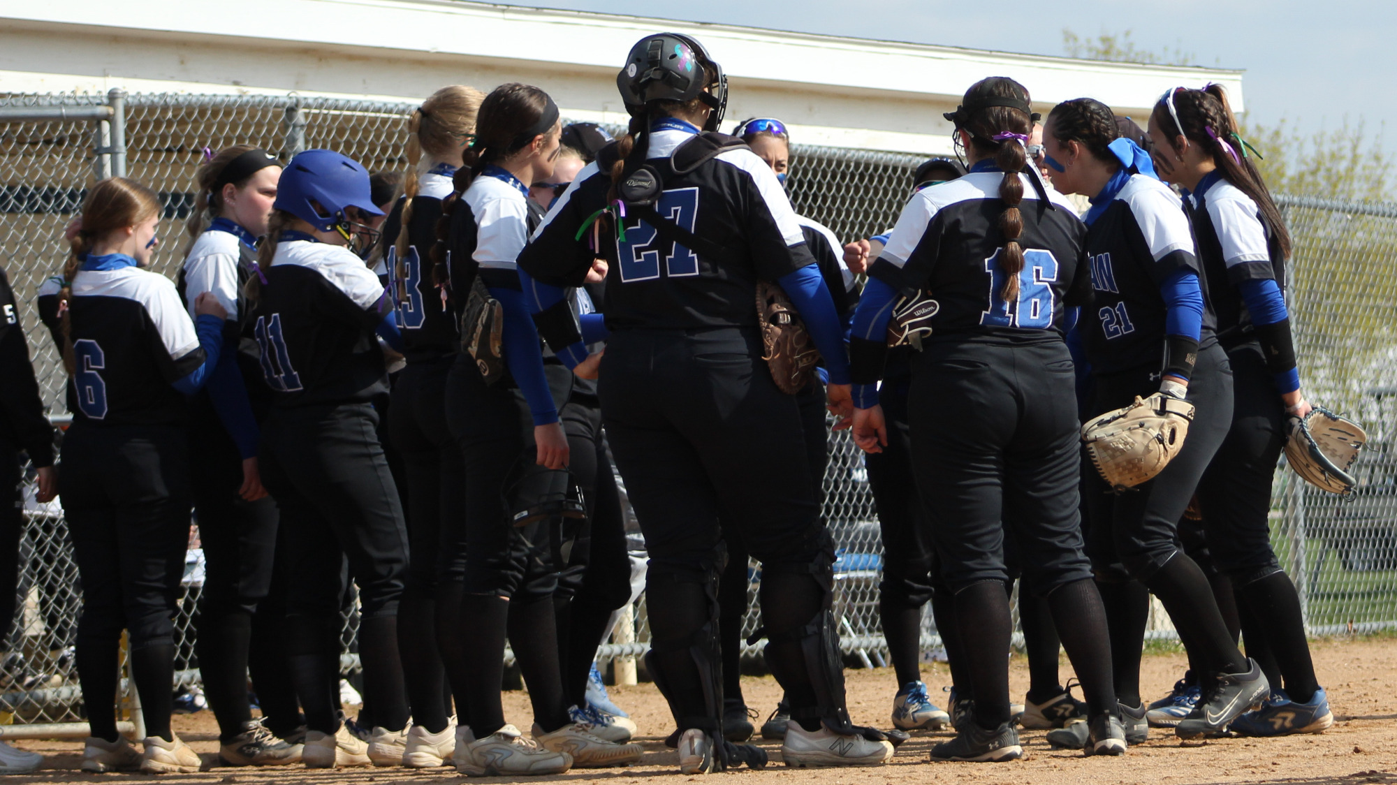 Sabre Softball Opens Final Stretch with Split at SNC - Marian University