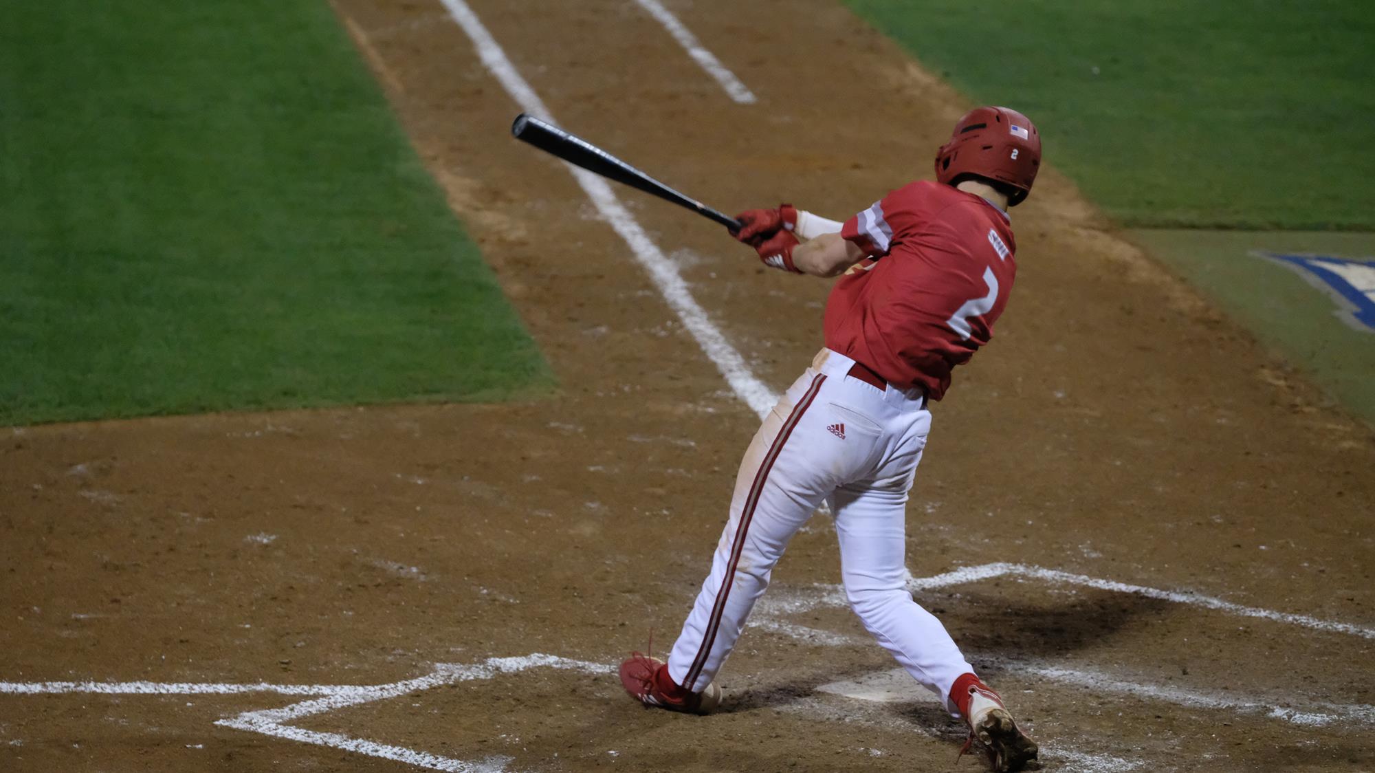 Baseball Drops 10-2 Contest at Florida Atlantic - Sacred Heart University