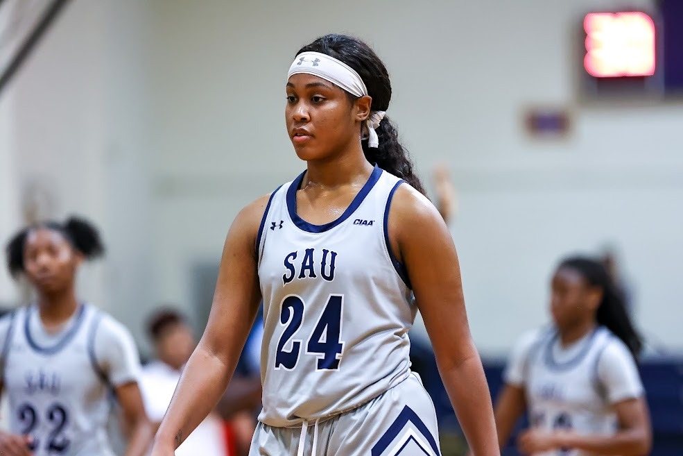 Taniyah Greene and Lauren Banks come up big in game-sealing fourth ...
