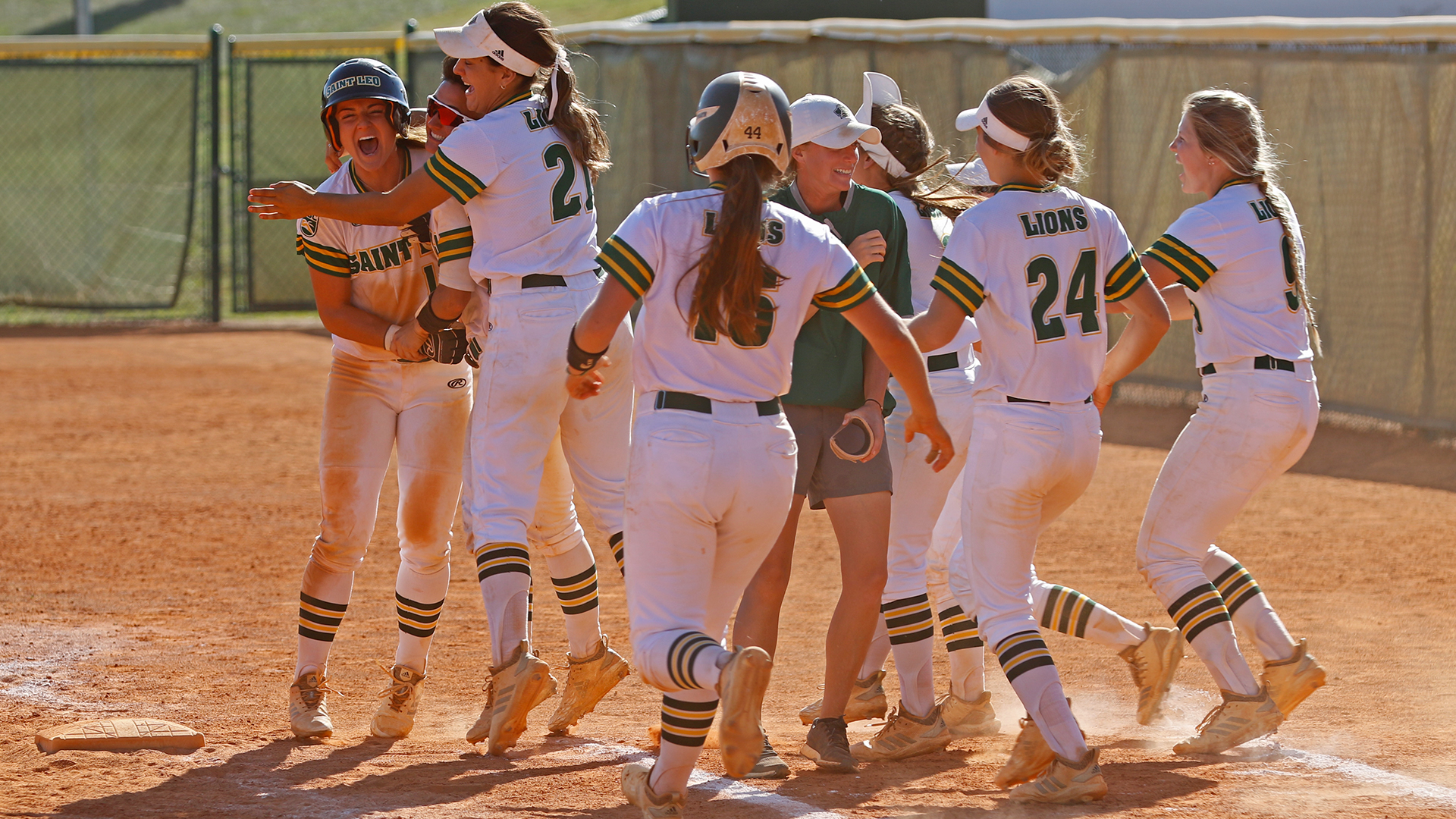 Sarah Pauscher - Softball - Saint Leo University Athletics