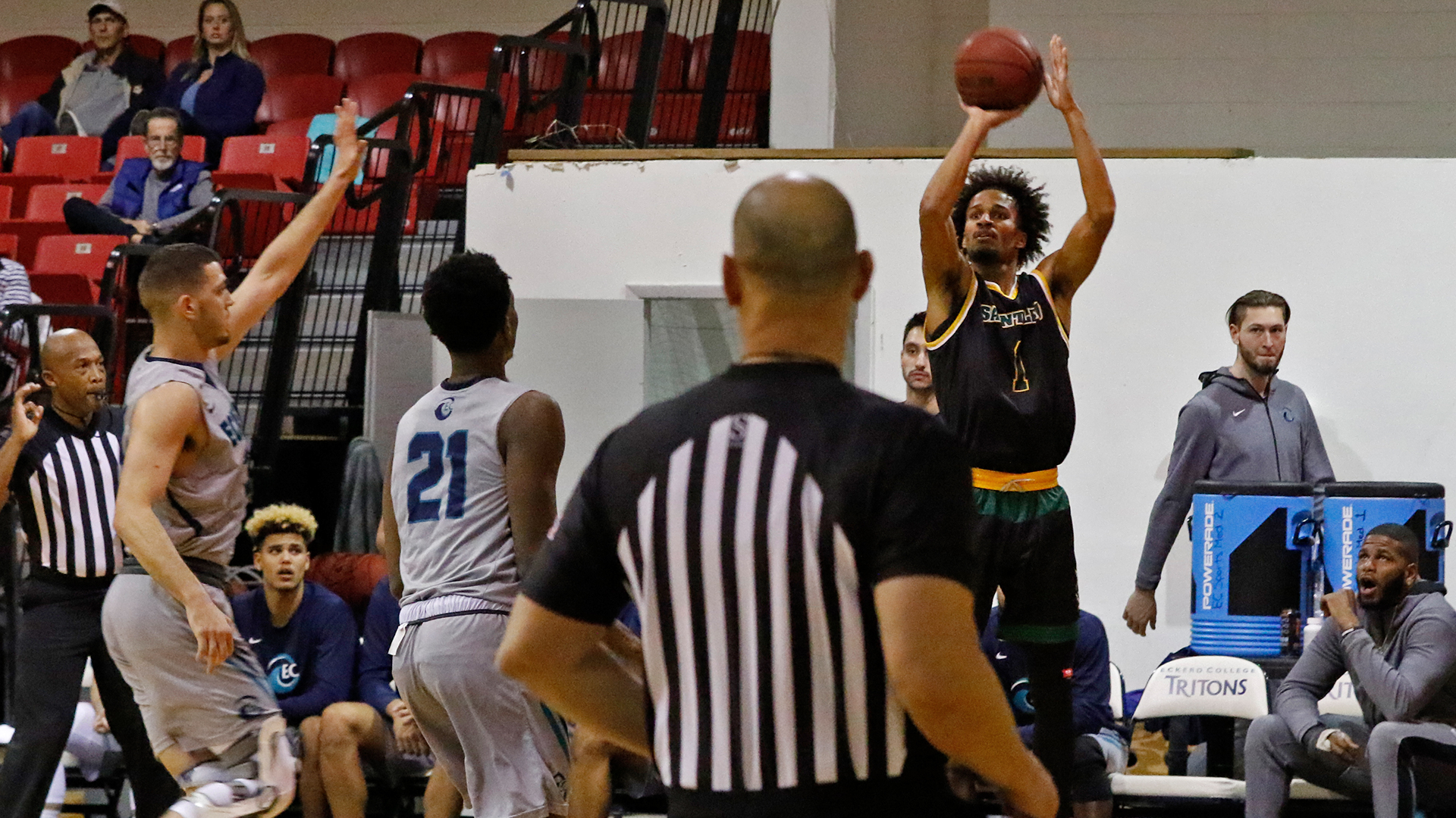 Isaiah Hill - Men's Basketball - Saint Leo University Athletics