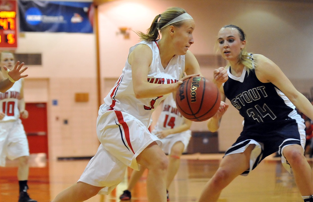 Emma Schaefer - Women's Basketball - Saint Mary's University of ...