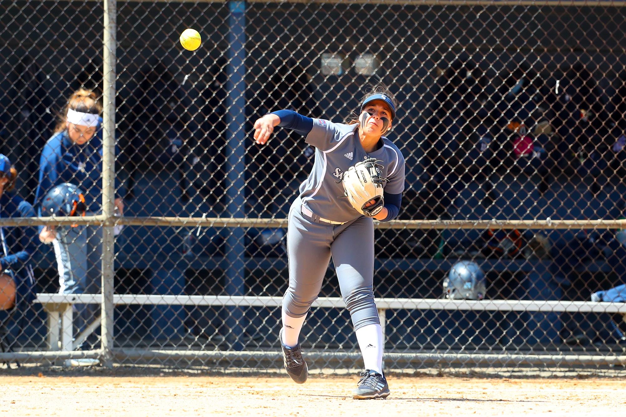 Theamaris Ramirez - Softball - Saint Peter's University Athletics