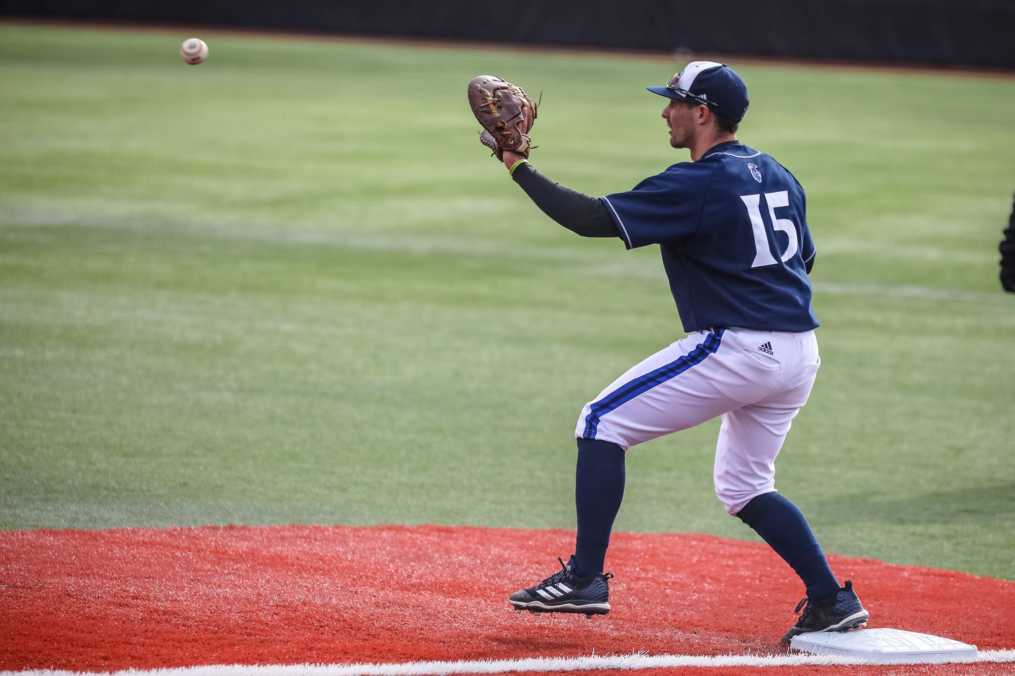 Chris Micak - Baseball - Saint Peter's University Athletics