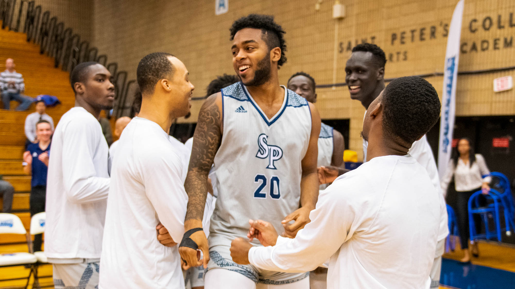 Derrick Woods - Men's Basketball - Saint Peter's University Athletics