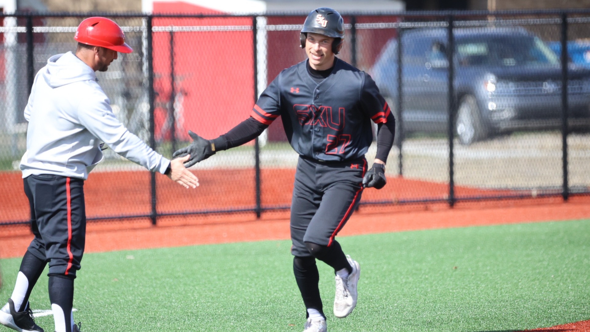 Offense Erupts in Series Sweep for SXU Baseball - Saint Xavier University