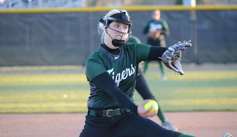 Kayla Lynch - 2018 - Softball - Salem University Athletics