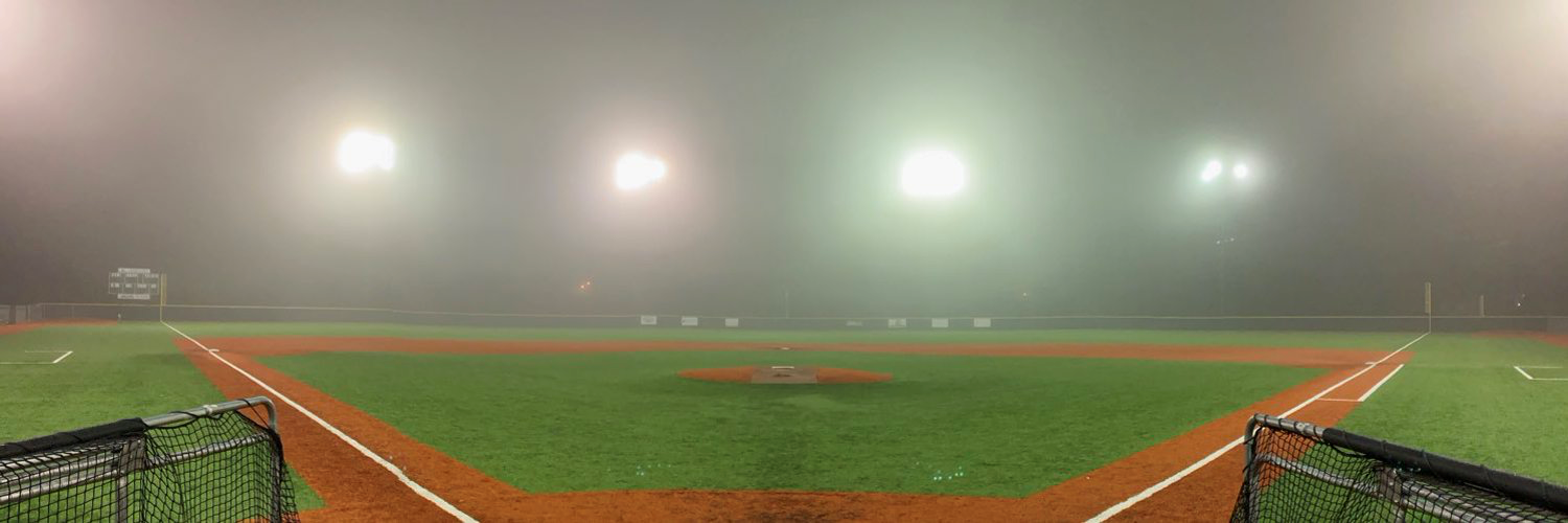 Baseball falls to Division 1 Akron - Salem University Athletics