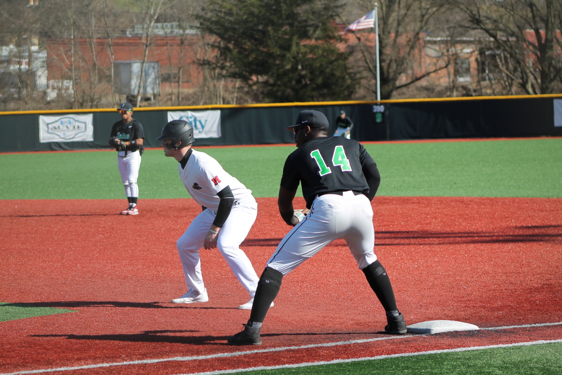 Tigers Take Road Series - Salem University Athletics