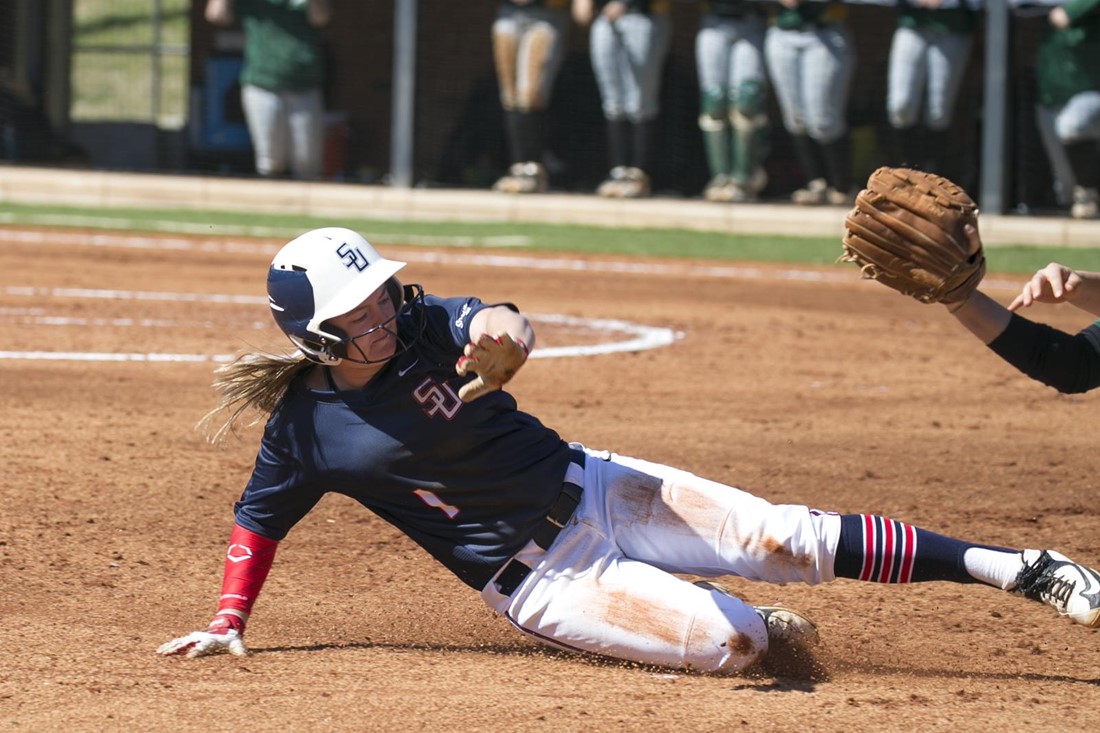 Softball Splits With Catamounts To Open Series - Samford University ...