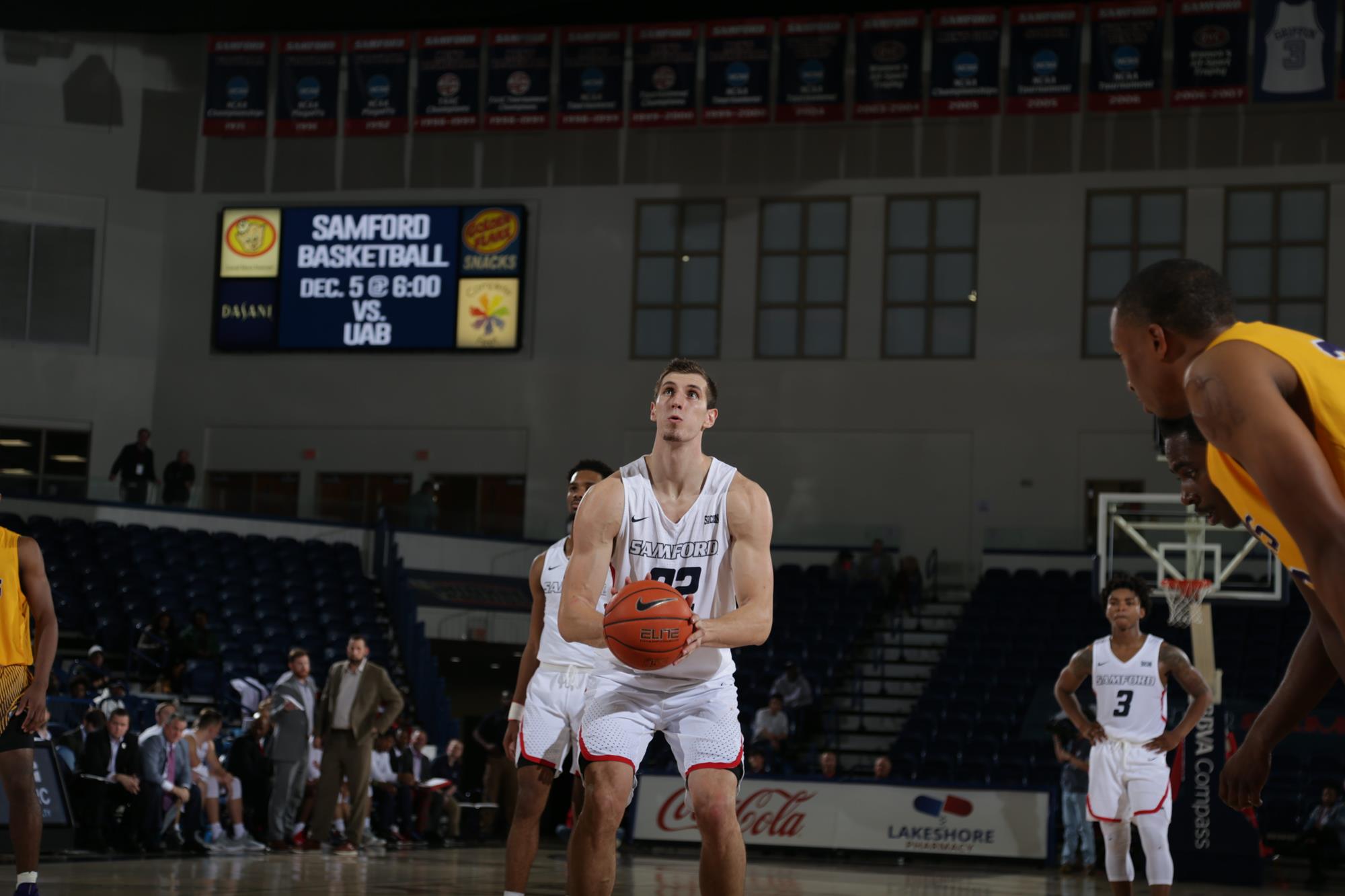 Ruben Guerrero - Men's Basketball - Samford University Athletics