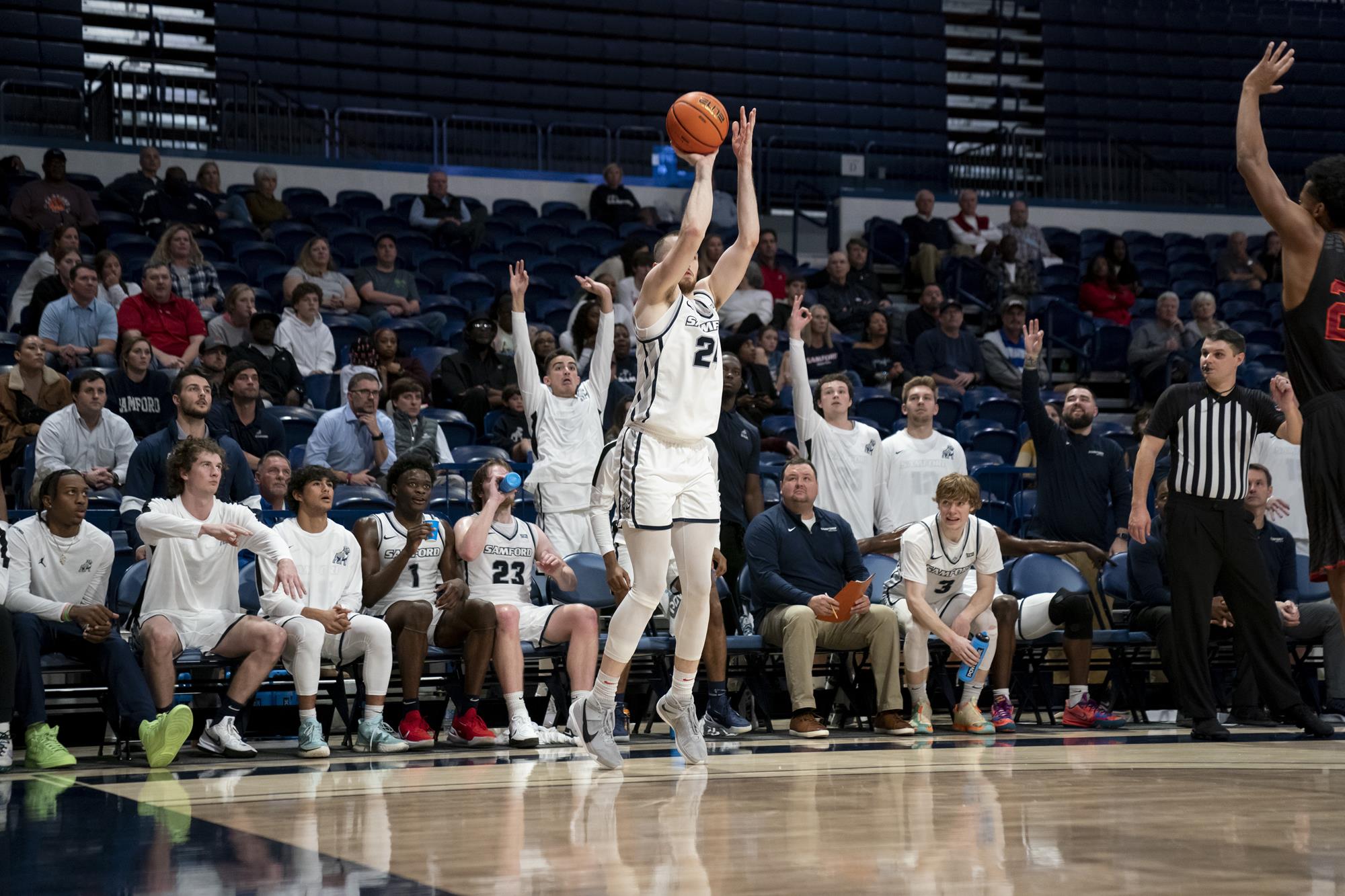 Daniel Lobach - Men's Basketball - Samford University Athletics
