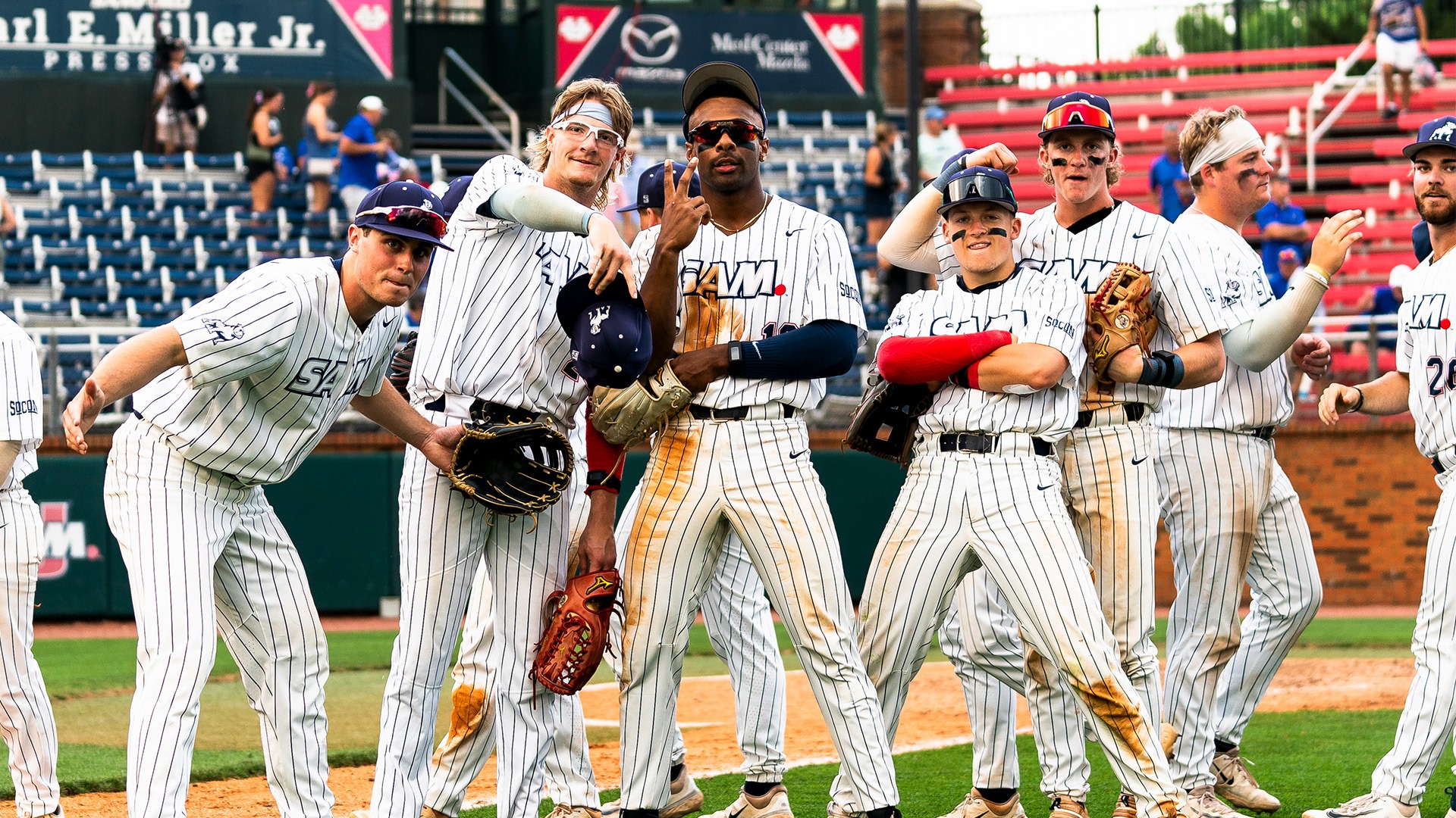 Bulldogs Rock Jayhawks in Series Opener - Samford University Athletics