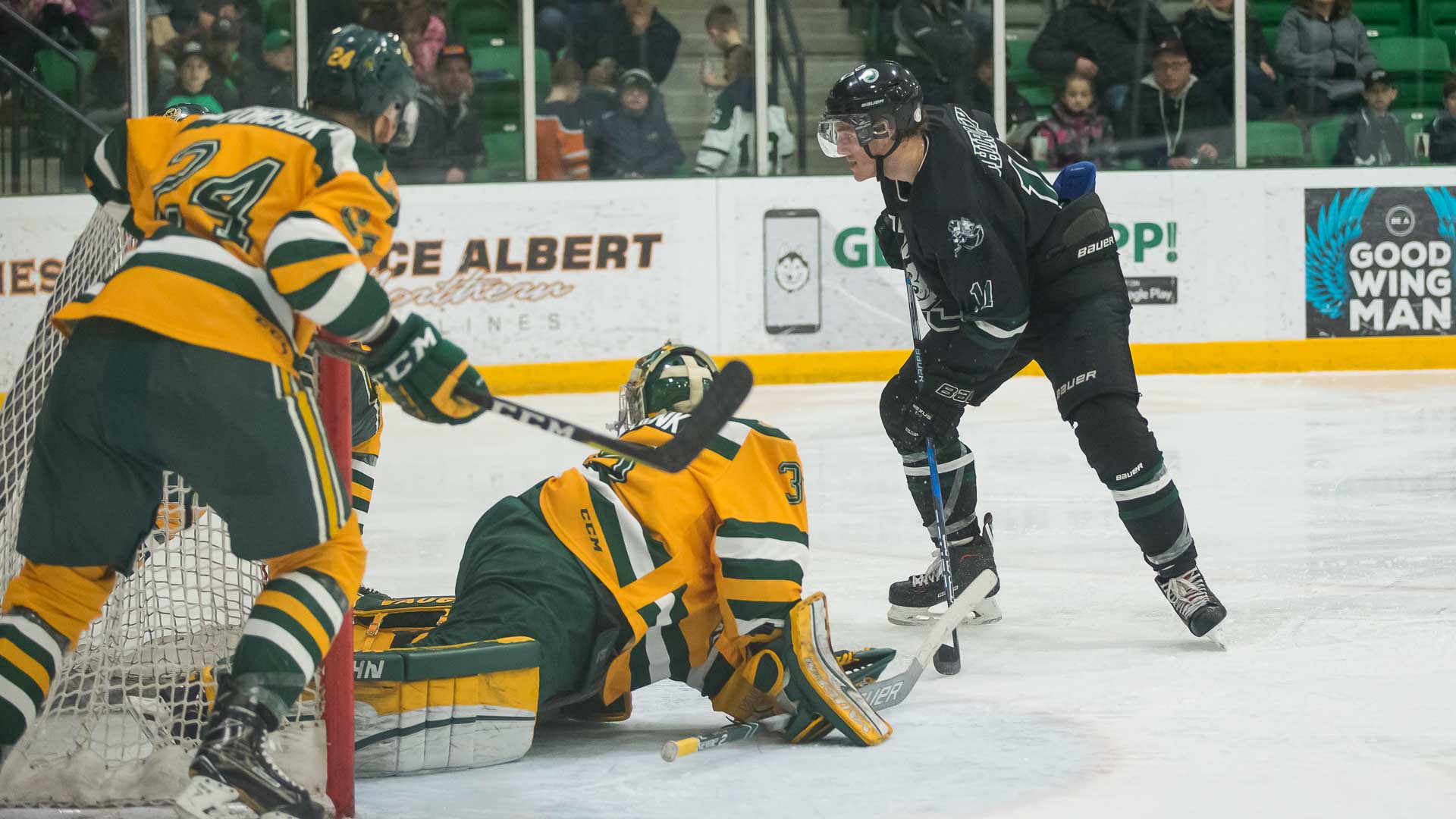 Collin Shirley - Men's Hockey - Huskie Athletics