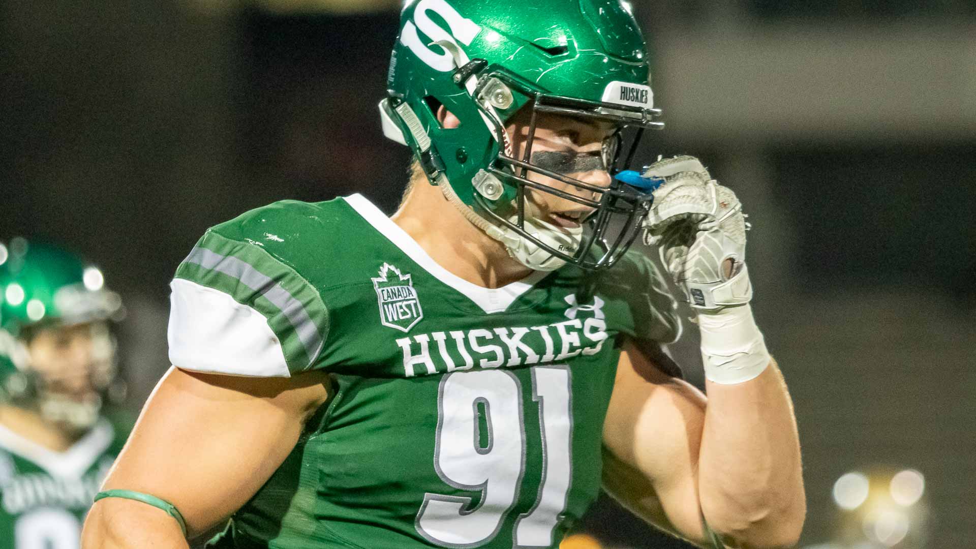 Riley Pickett - Football - Huskie Athletics