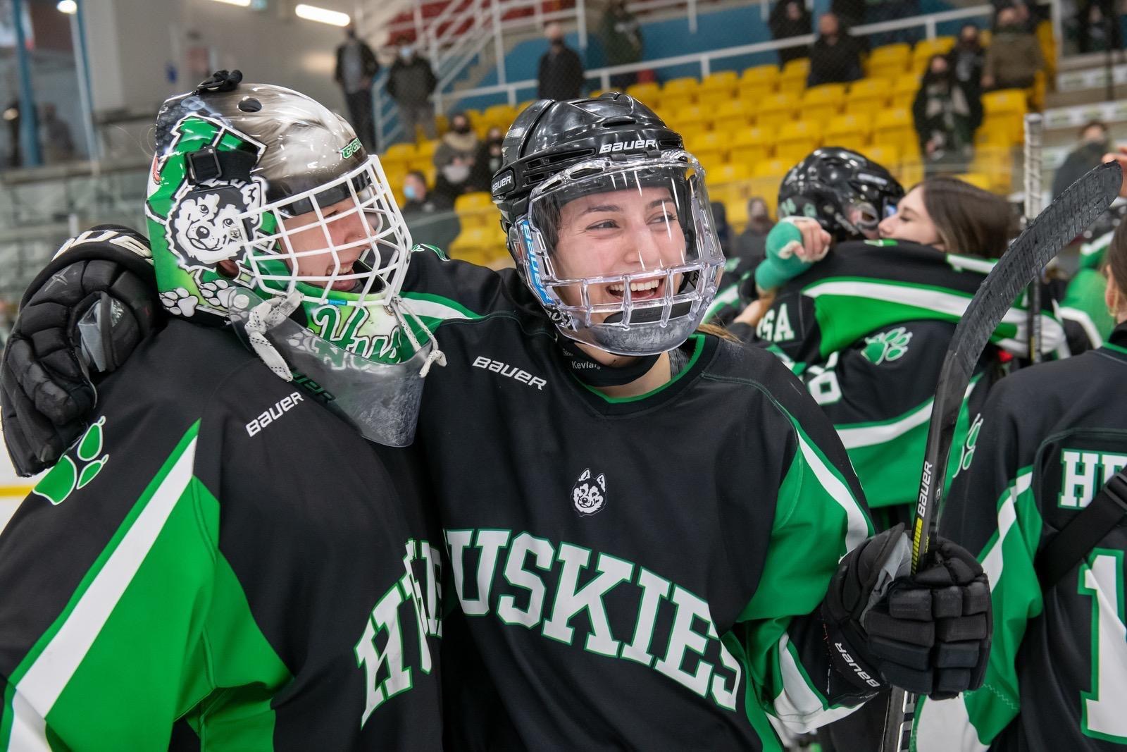Isabella Pozzi - Women's Hockey - Huskie Athletics