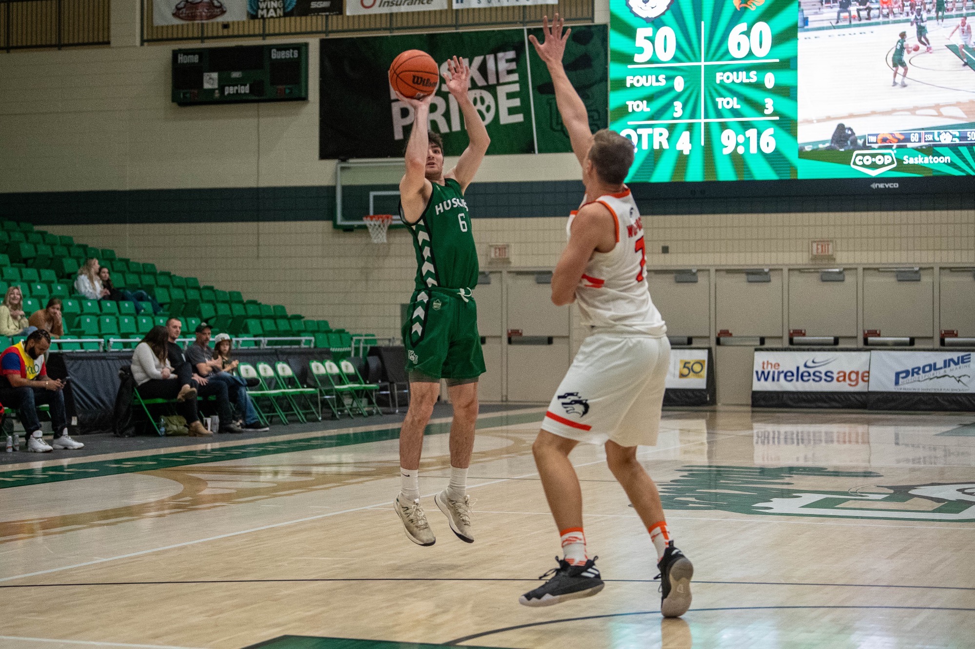 Alexander Dewar - Men's Basketball - Huskie Athletics