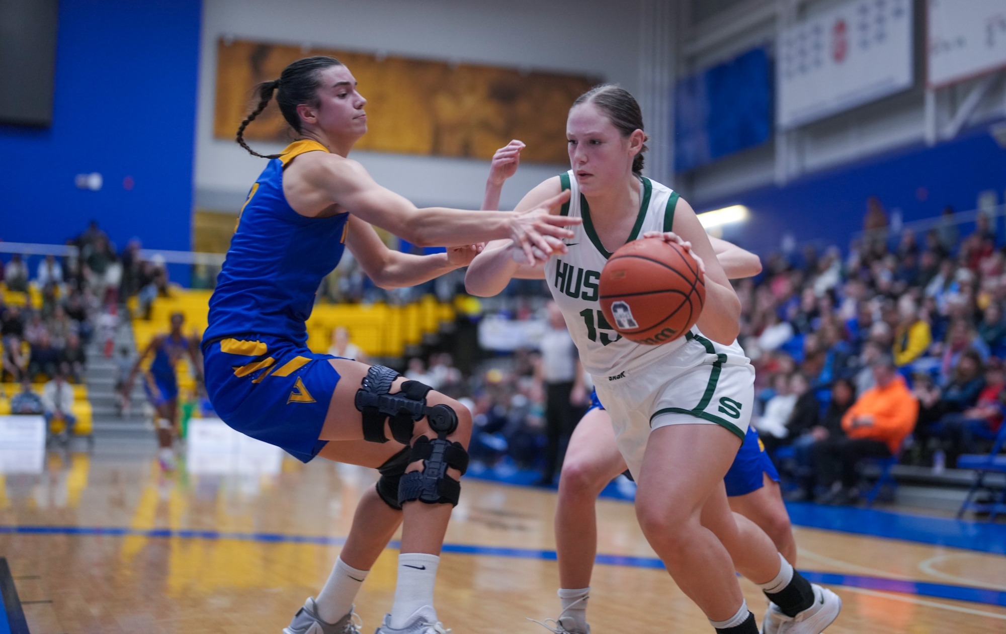 WBB: Another Fourth-Quarter Fight for a Huskies Victory - Huskie Athletics