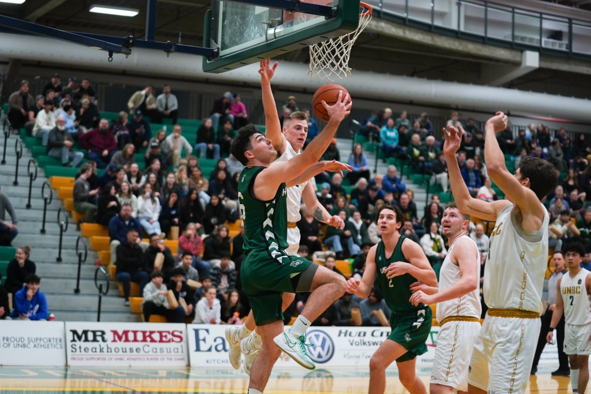 Alexander Dewar - Men's Basketball - Huskie Athletics