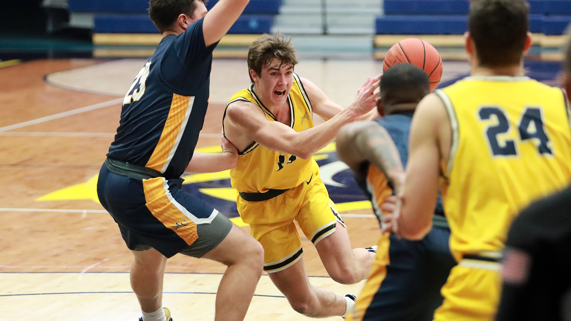 Men’s Basketball closes out season at Marian - Spring Arbor University