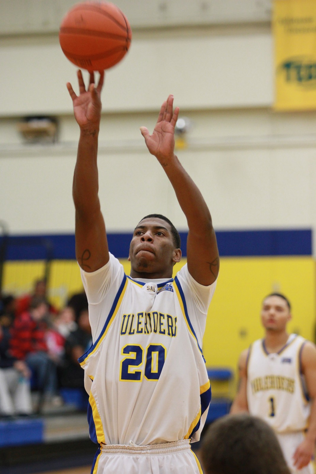 Shumeecio Lark - Men's Basketball - Southern Arkansas University Athletics