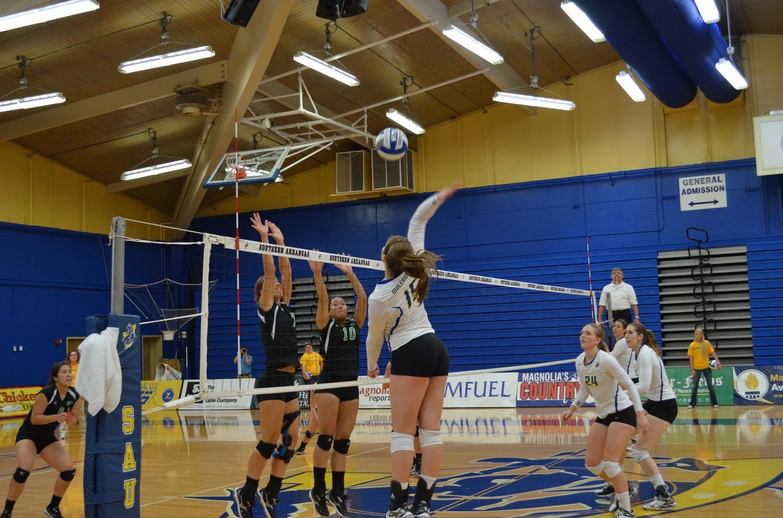 Hailey McNee - Women's Volleyball - Southern Arkansas University Athletics