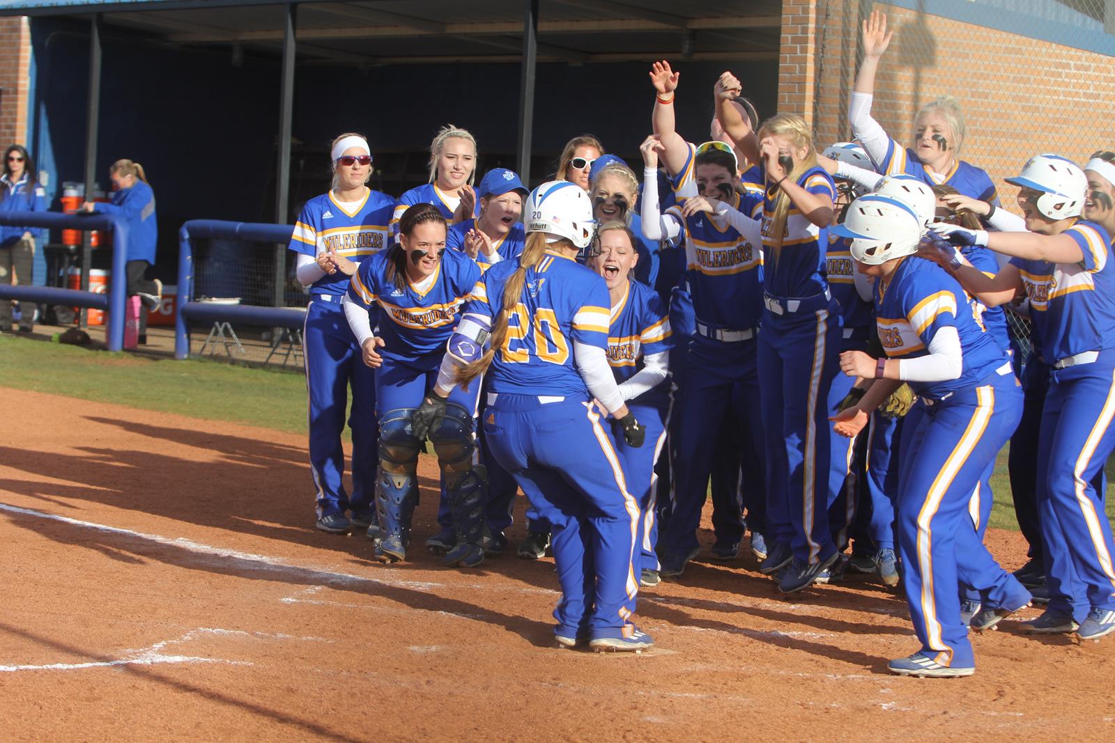 Darian Harris - Softball - Southern Arkansas University Athletics