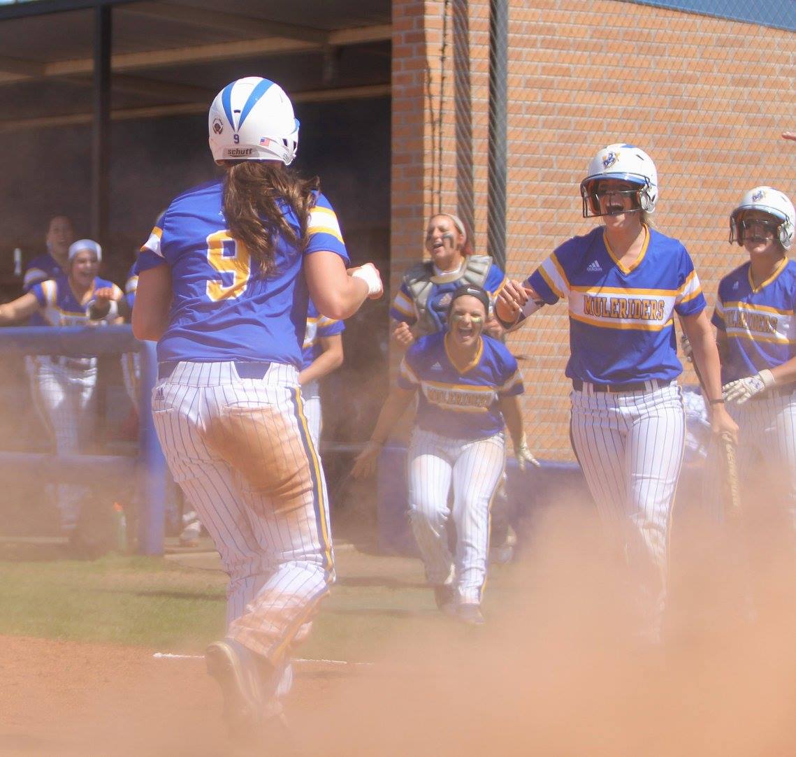 Darian Harris - Softball - Southern Arkansas University Athletics