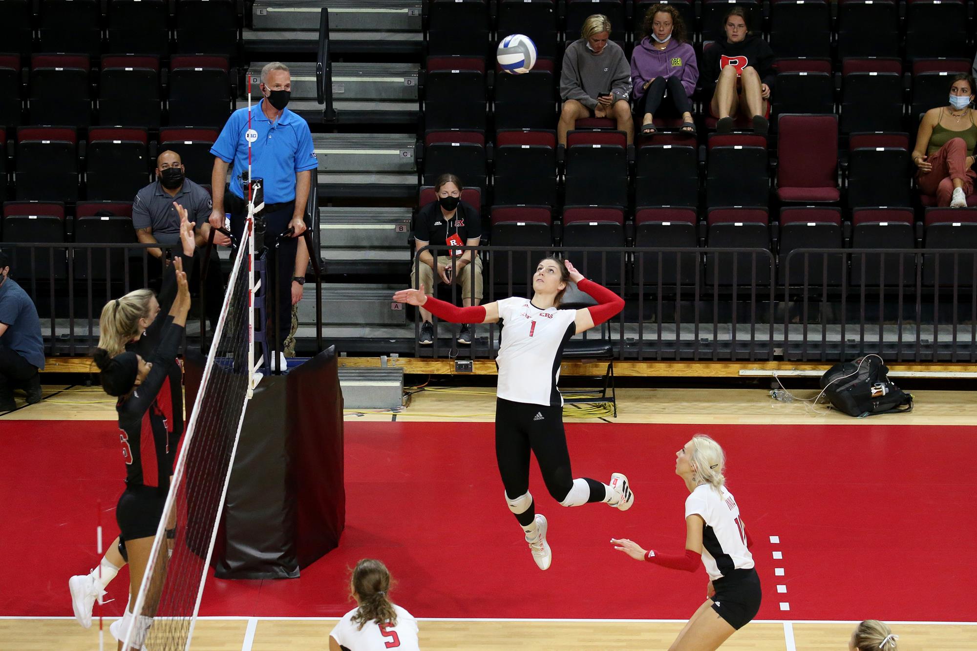 Beka Kojadinovic - Women's Volleyball - Rutgers University Athletics