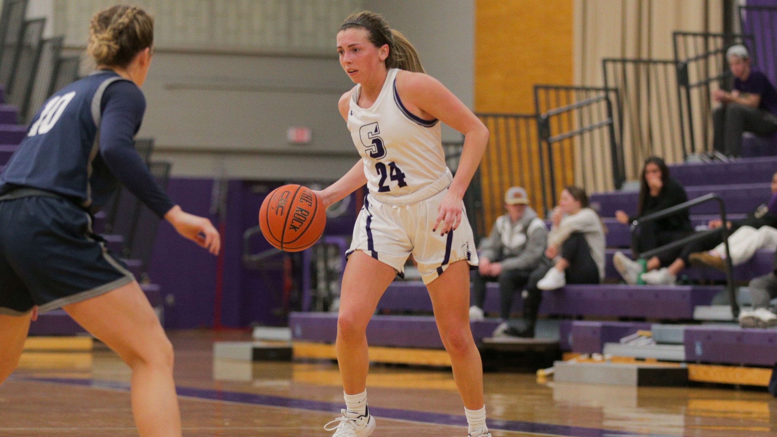 Kranson, Monaghan Help No. 7 Women's Hoops Cruise Past Rhodes in 76-51 ...