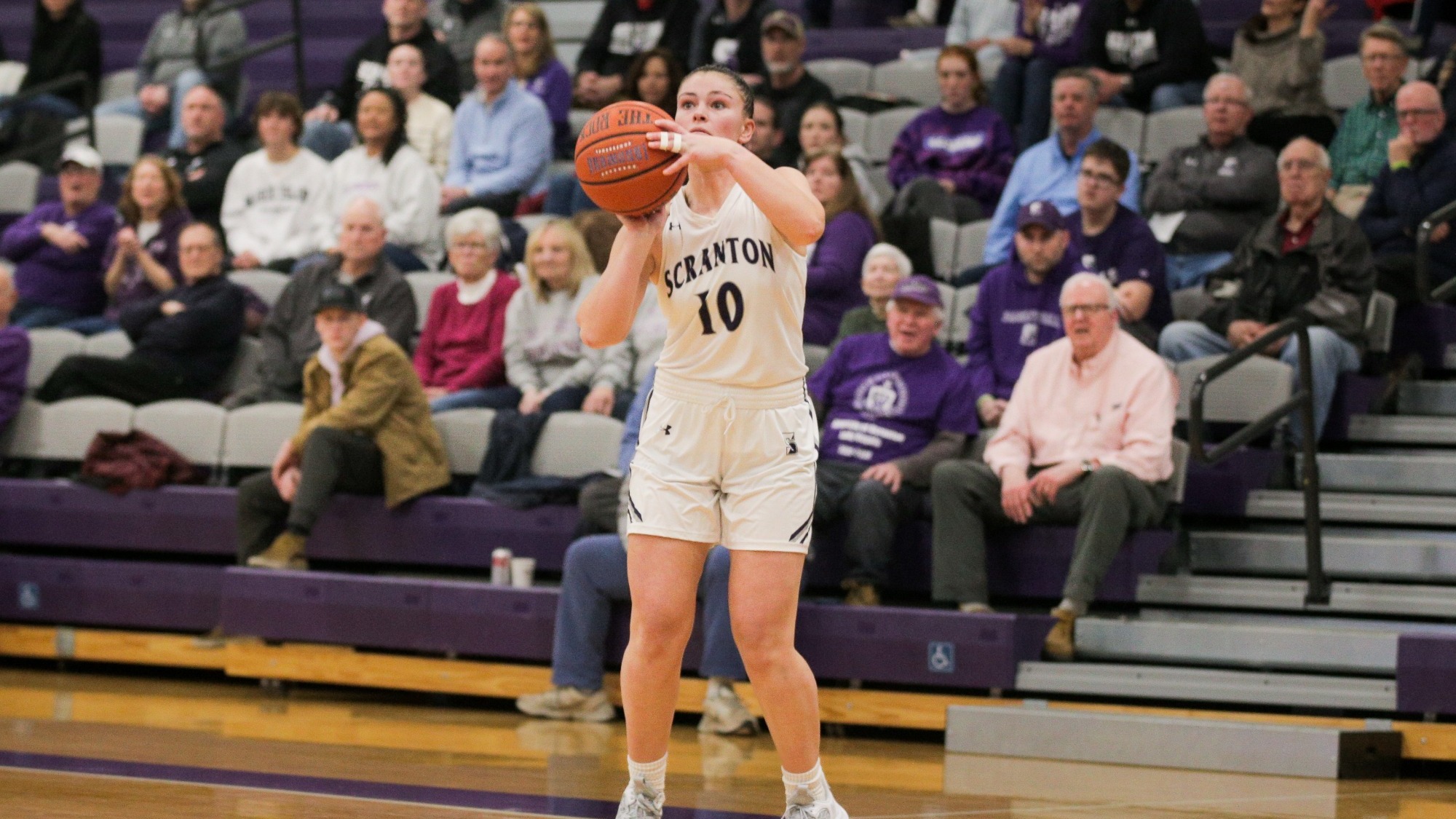 Allie Lynch - 2022-23 - Women's Basketball - University of Scranton Allie Lynch - 2022-23 - Women's Basketball - University of Scranton